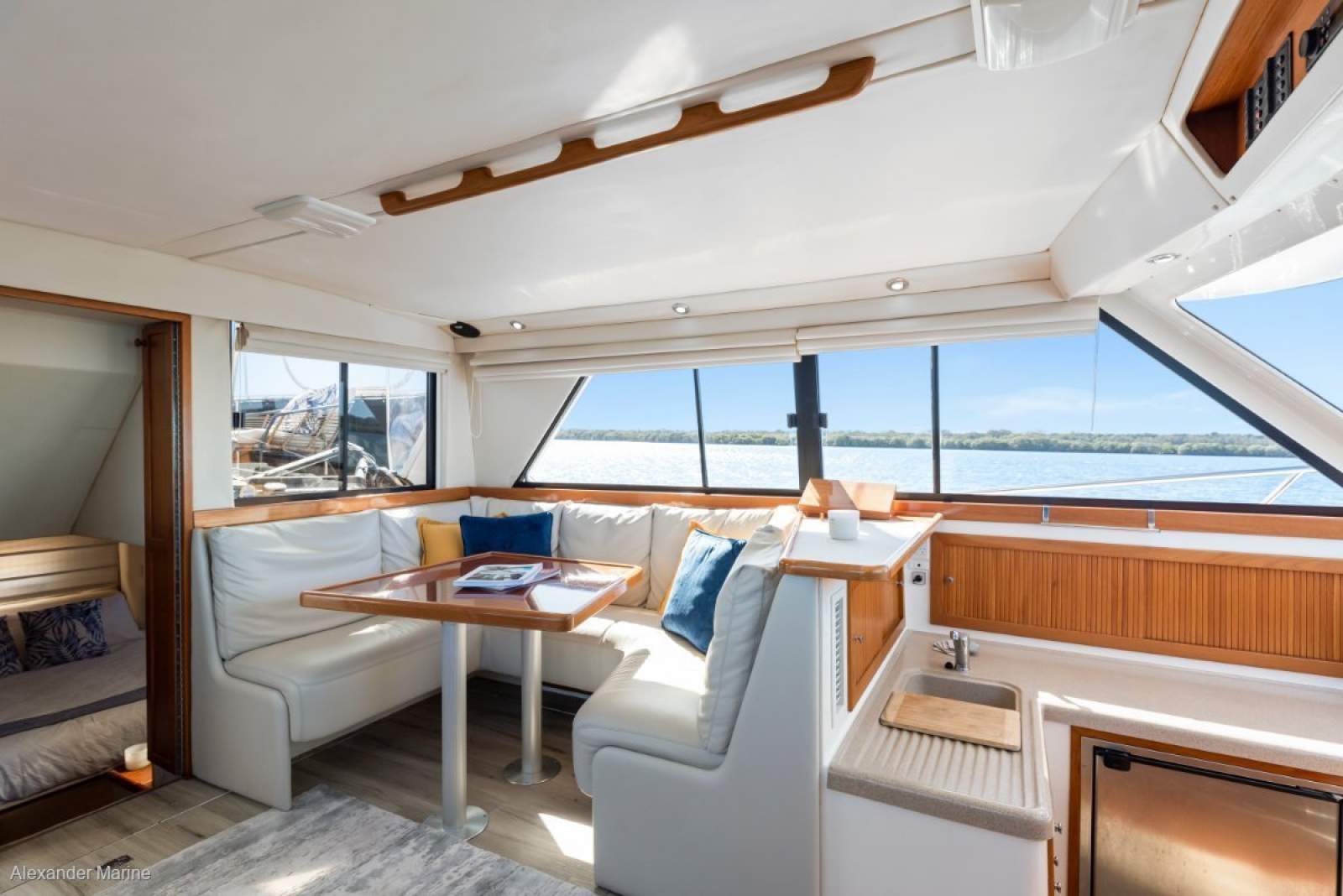 Used Riviera 40 Aft Cabin for Sale | Boats For Sale | Yachthub