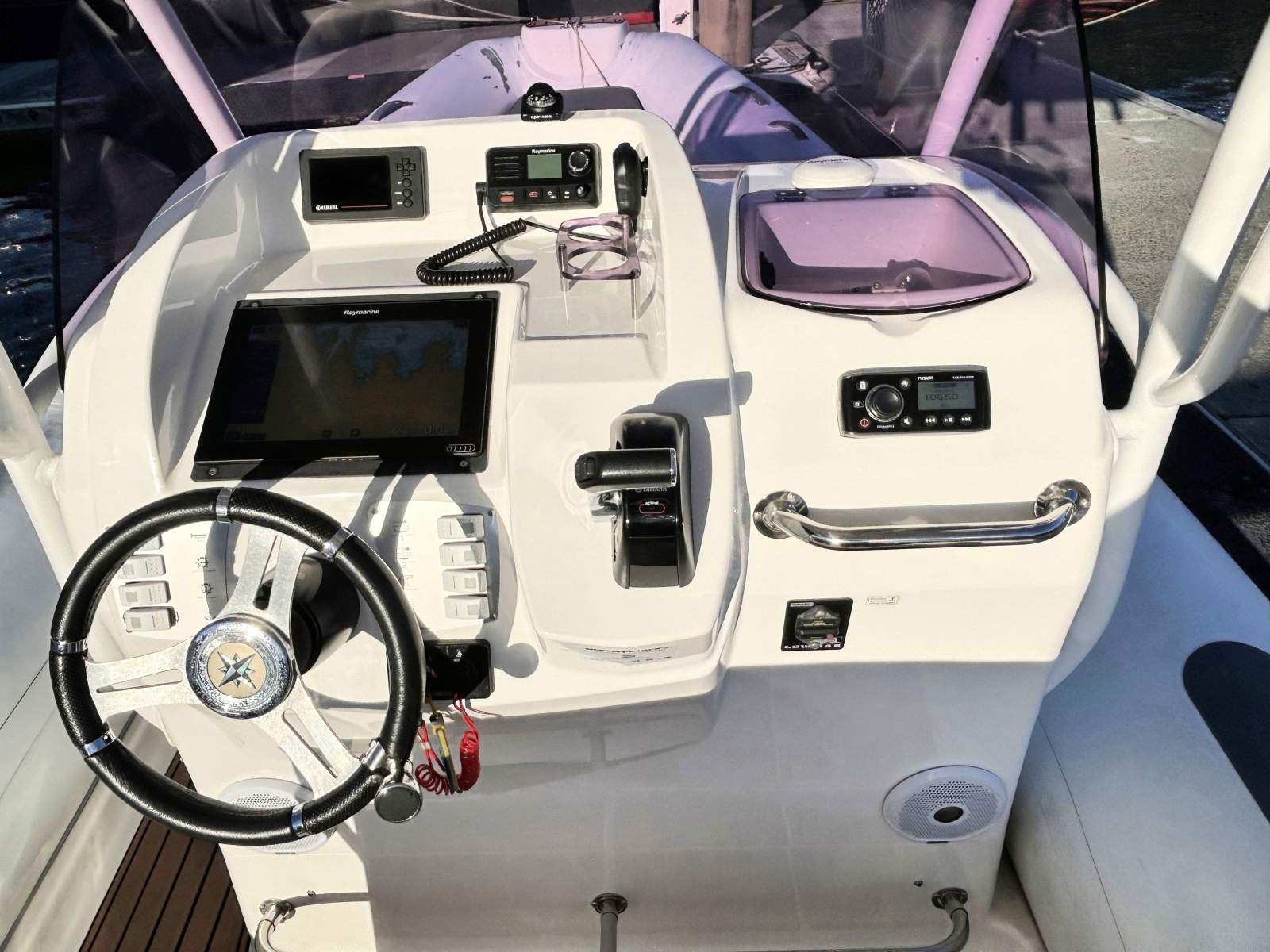 Brig Eagle 780 For Sale | d’Albora Yacht Brokers