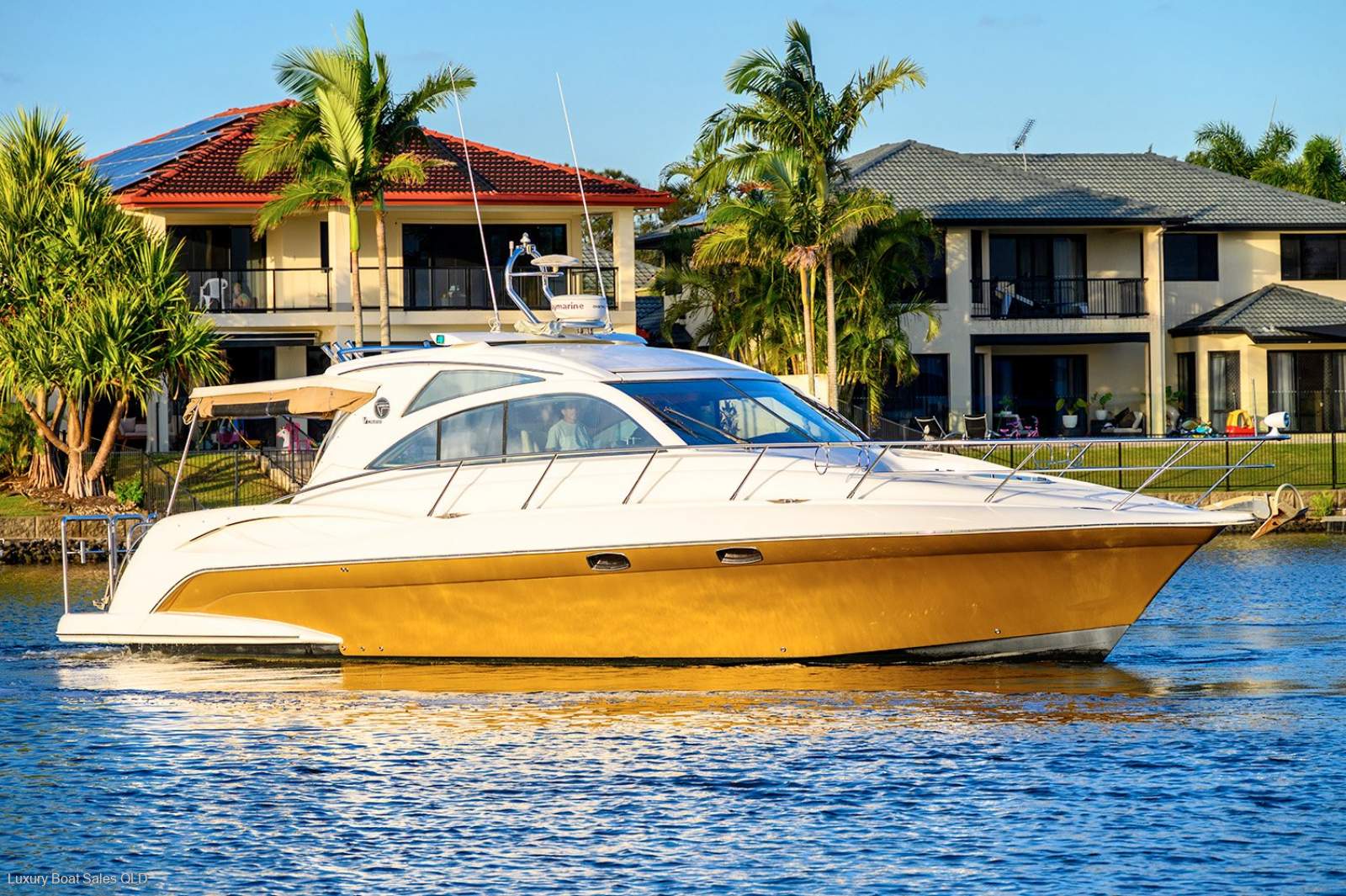Used Genesis 44 V Cruise for Sale | Boats For Sale | Yachthub