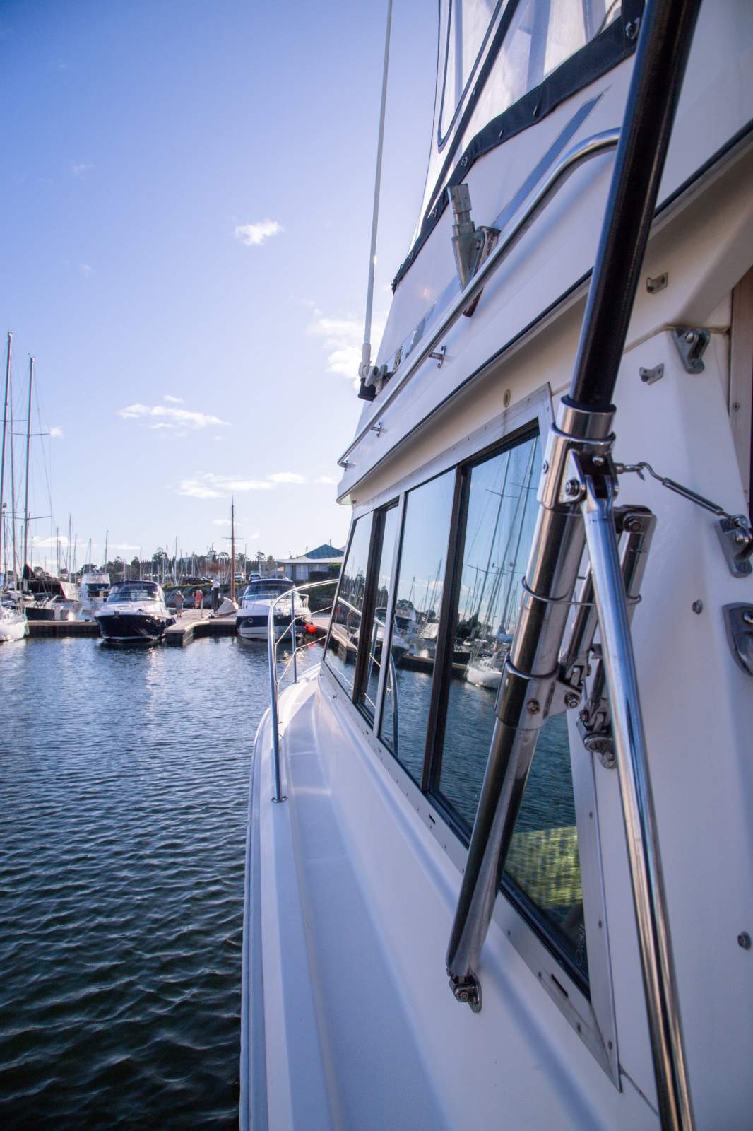 Riviera 32 Flybridge HARD-TOP FLYBRIDGE, MOTIVATED SELLER!!! For Sale ...