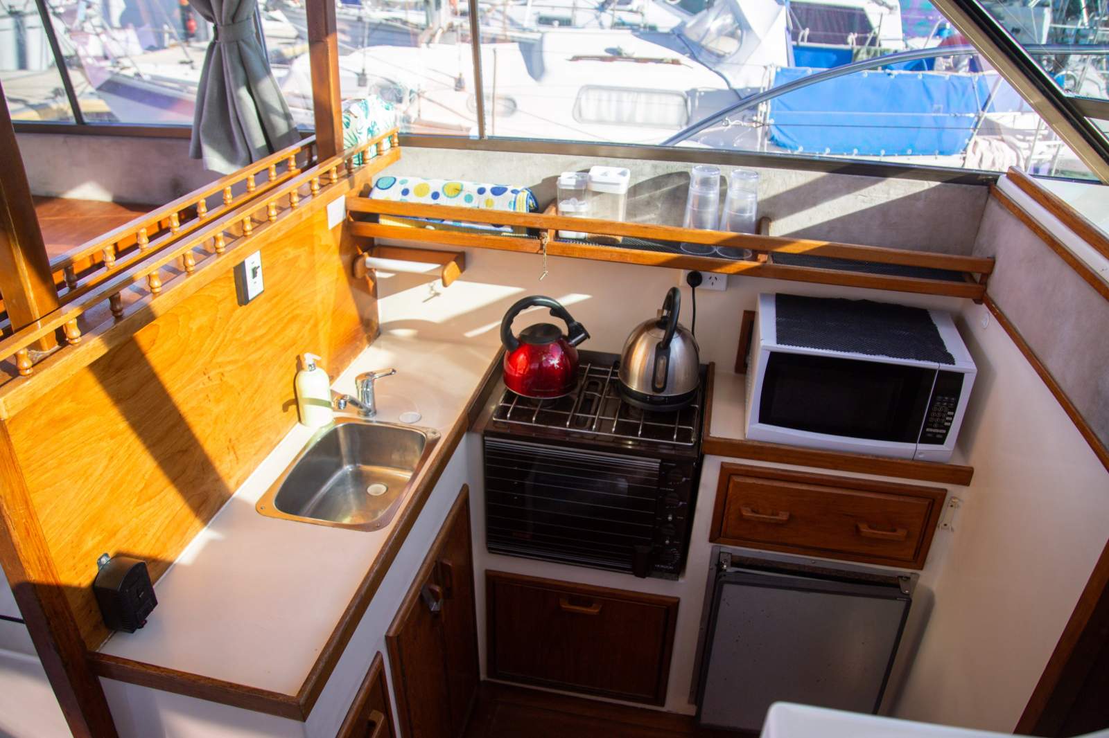 Riviera 32 Flybridge HARD-TOP FLYBRIDGE, MOTIVATED SELLER!!! For Sale ...