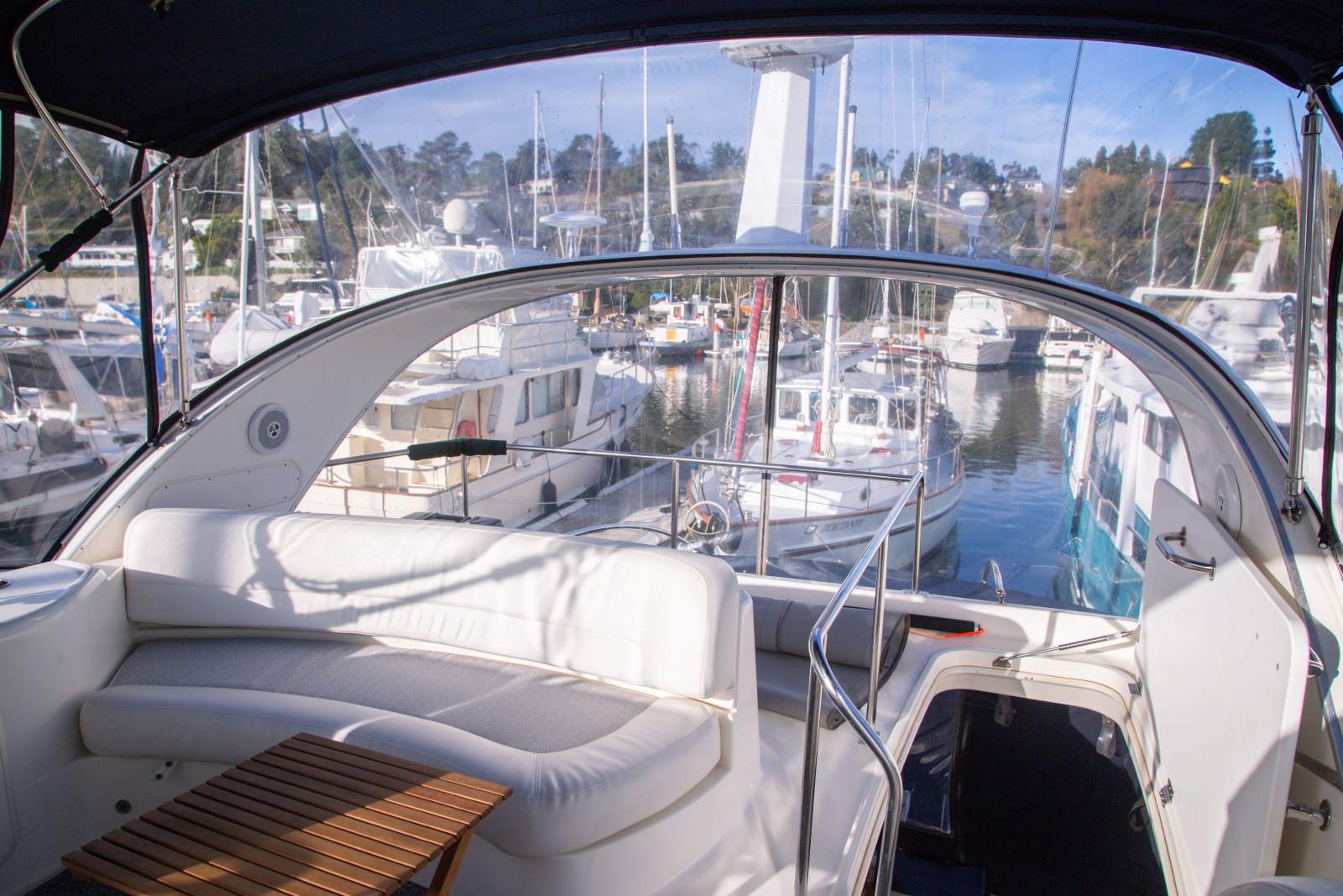 Used Meridian 411 Flybridge Enormous Upgrades! Lower Helm! Uprated ...