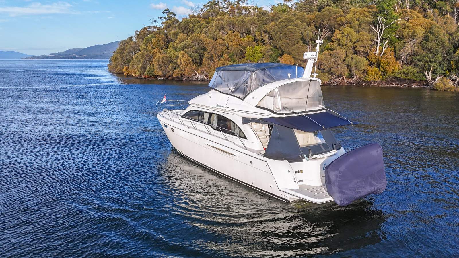 Used Meridian 411 Flybridge Enormous Upgrades! Lower Helm! Uprated ...