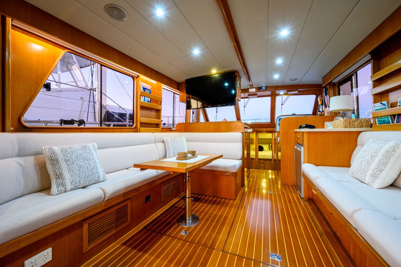 Used Alaska 46 Flybridge for Sale | Boats For Sale | Yachthub