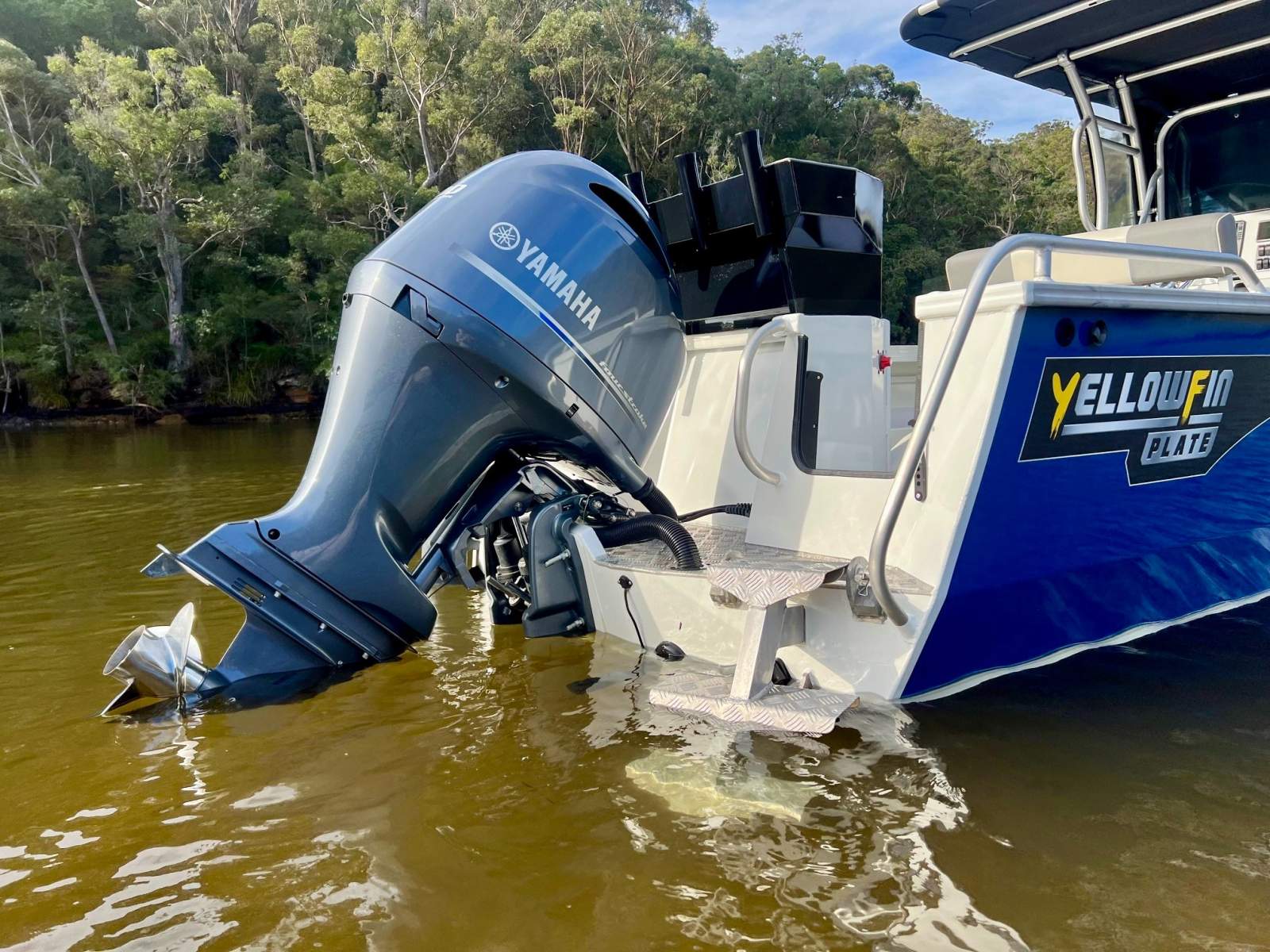 Yellowfin Plate 7000 Centre Console For Sale | d’Albora Yacht Brokers