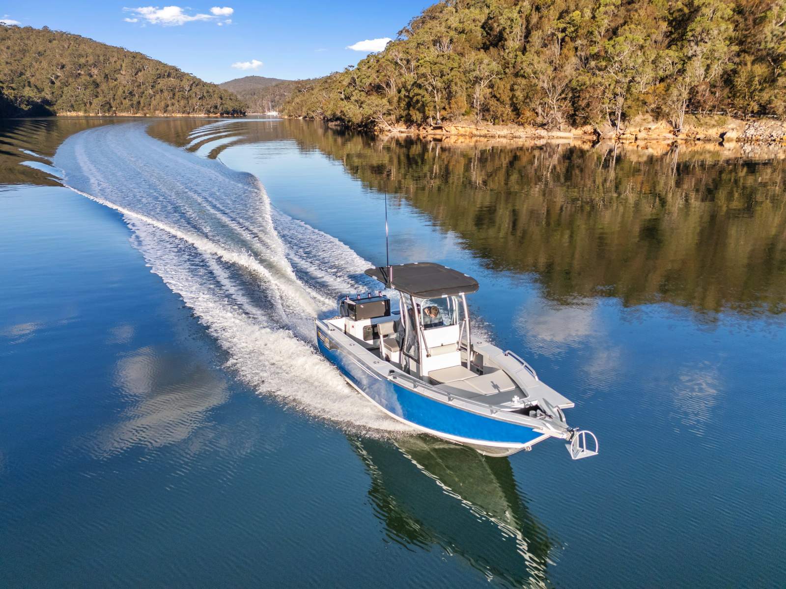 Yellowfin Plate 7000 Centre Console For Sale | d’Albora Yacht Brokers