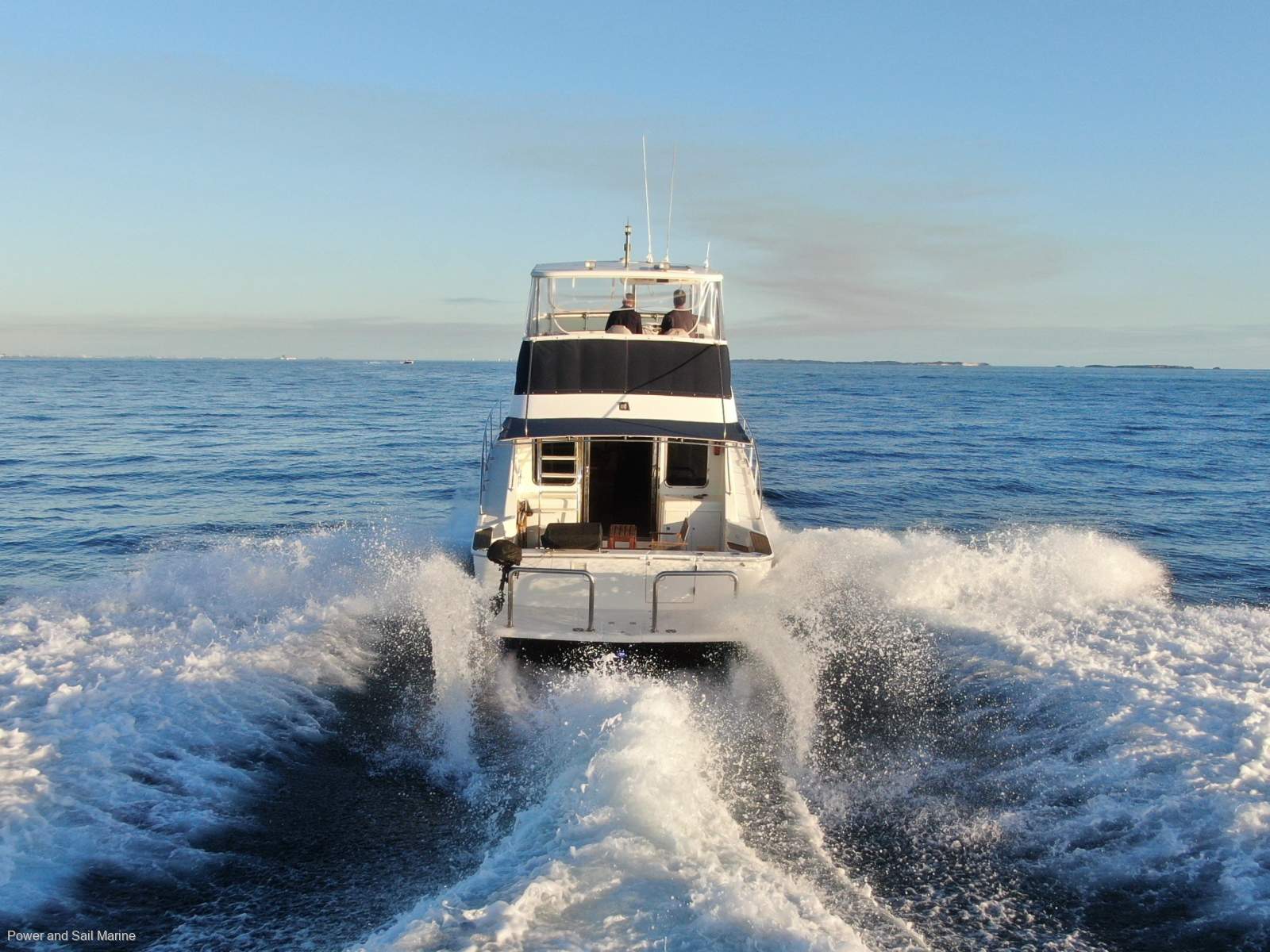 Bella 420 Flybridge Platinum For Sale | Power and Sail