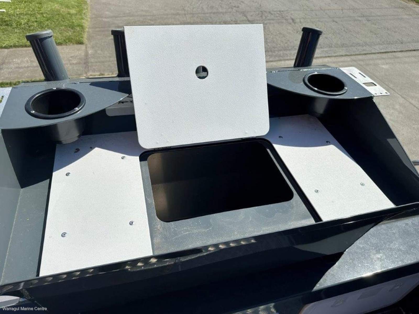 New Makocraft 561 Canyon Console EX Demonstrator For Sale | Warragul ...