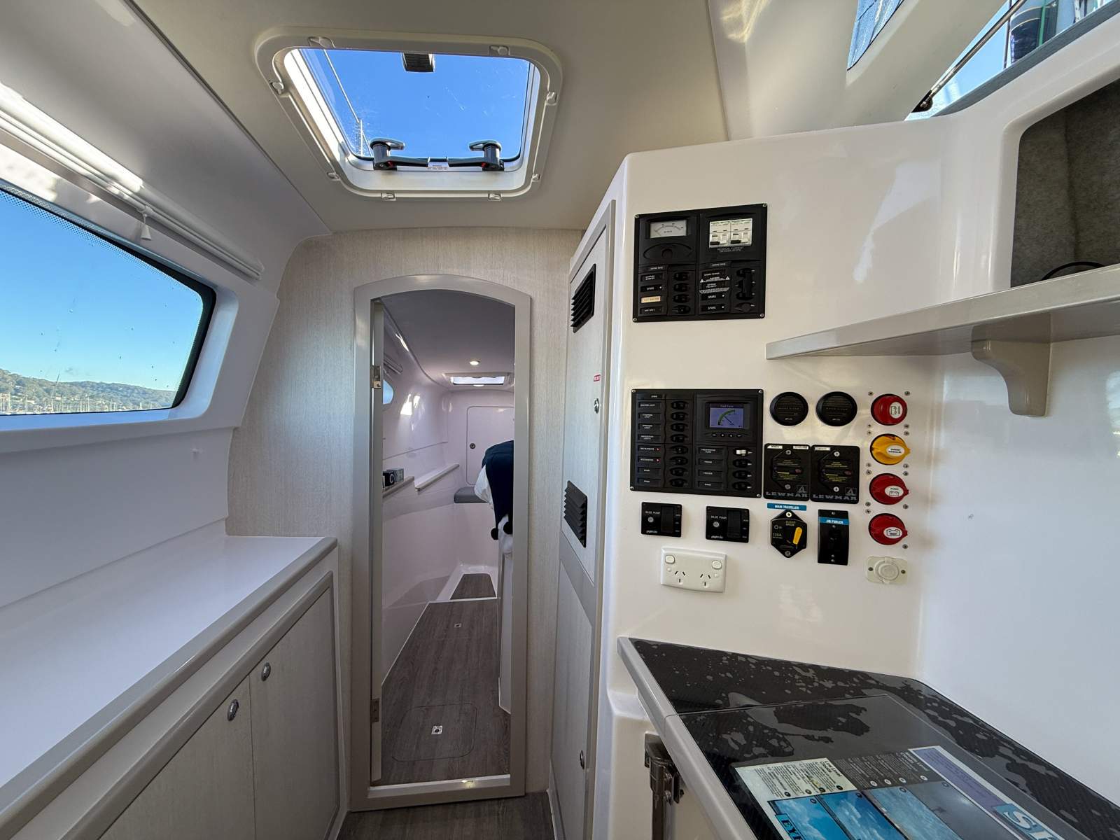 Used Seawind 1190 for Sale | Yachts For Sale | Yachthub