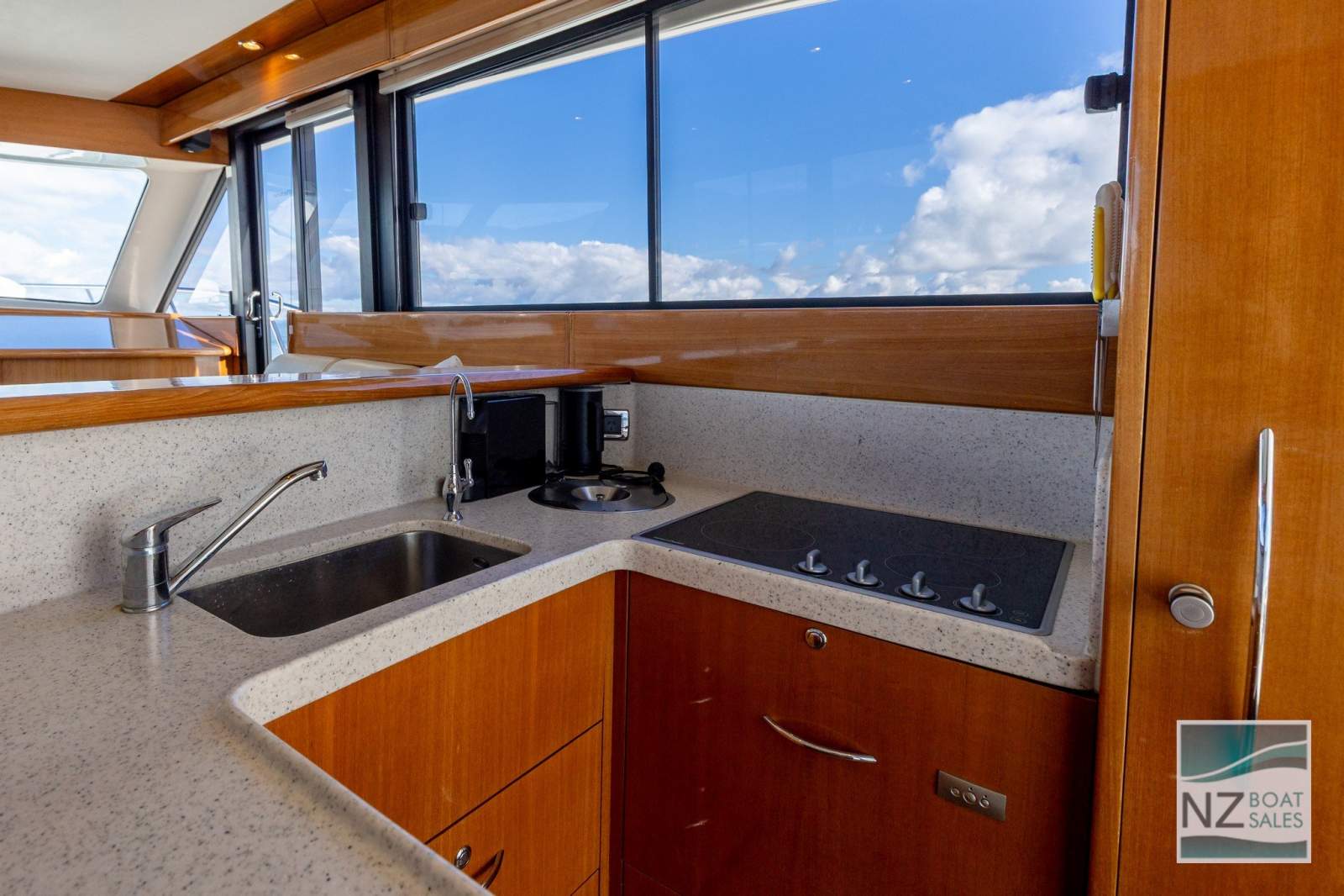 Used Bill Barry Cotter Blue Finn: Maritimo M52 Sky Lounge for Sale | Boats For Sale | Yachthub