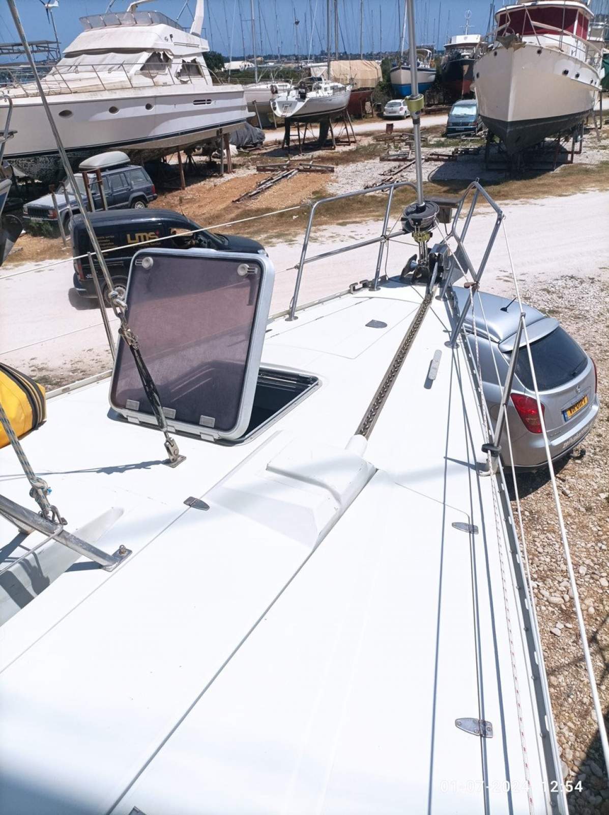 Used Feeling 39 Di for Sale | Yachts For Sale | Yachthub