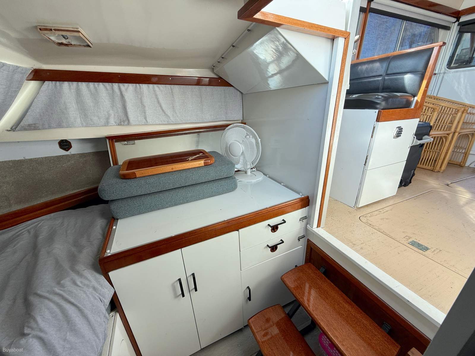 Used Riviera 30 Flybridge for Sale | Boats For Sale | Yachthub