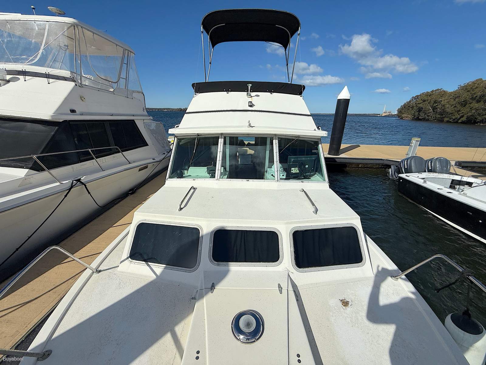 Used Riviera 30 Flybridge for Sale | Boats For Sale | Yachthub