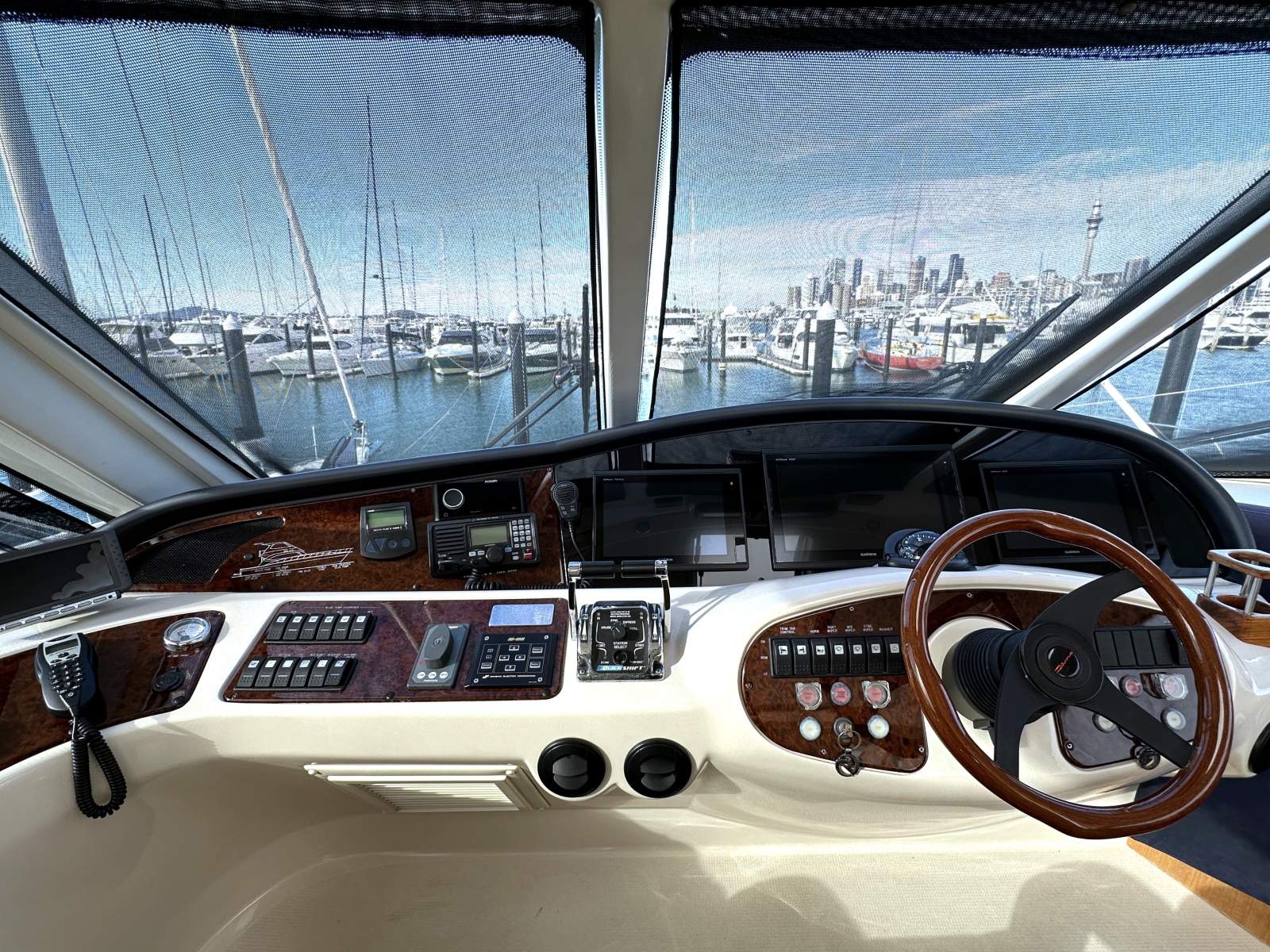 Used Riviera 60 Flybridge for Sale | Boats For Sale | Yachthub