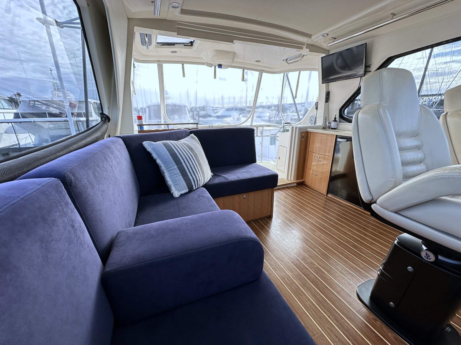 Used Riviera 60 Flybridge for Sale | Boats For Sale | Yachthub