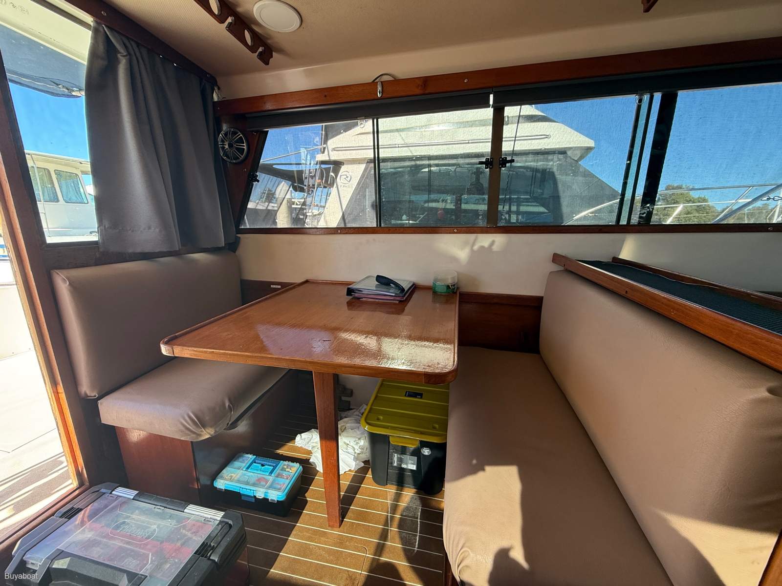 Used Riviera 30 Flybridge for Sale | Boats For Sale | Yachthub