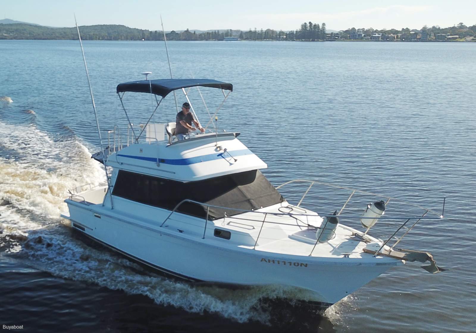 Used Riviera 30 Flybridge for Sale | Boats For Sale | Yachthub