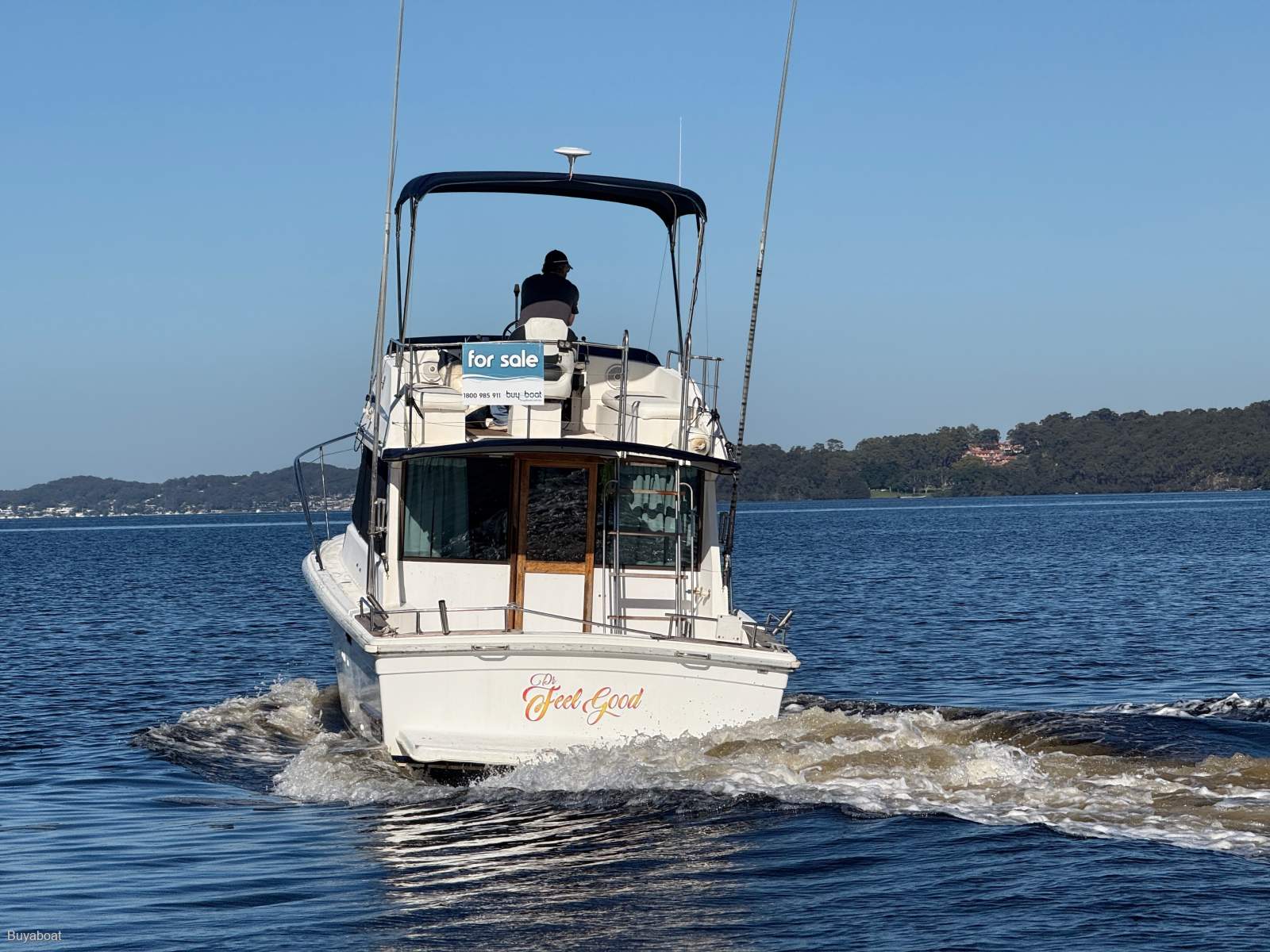 Used Riviera 30 Flybridge for Sale | Boats For Sale | Yachthub