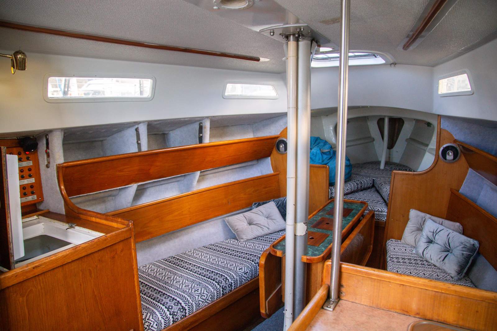 Mottle 33 CAPABLE AND COMFORTABLE CRUISER/RACER! For Sale | Derwent ...