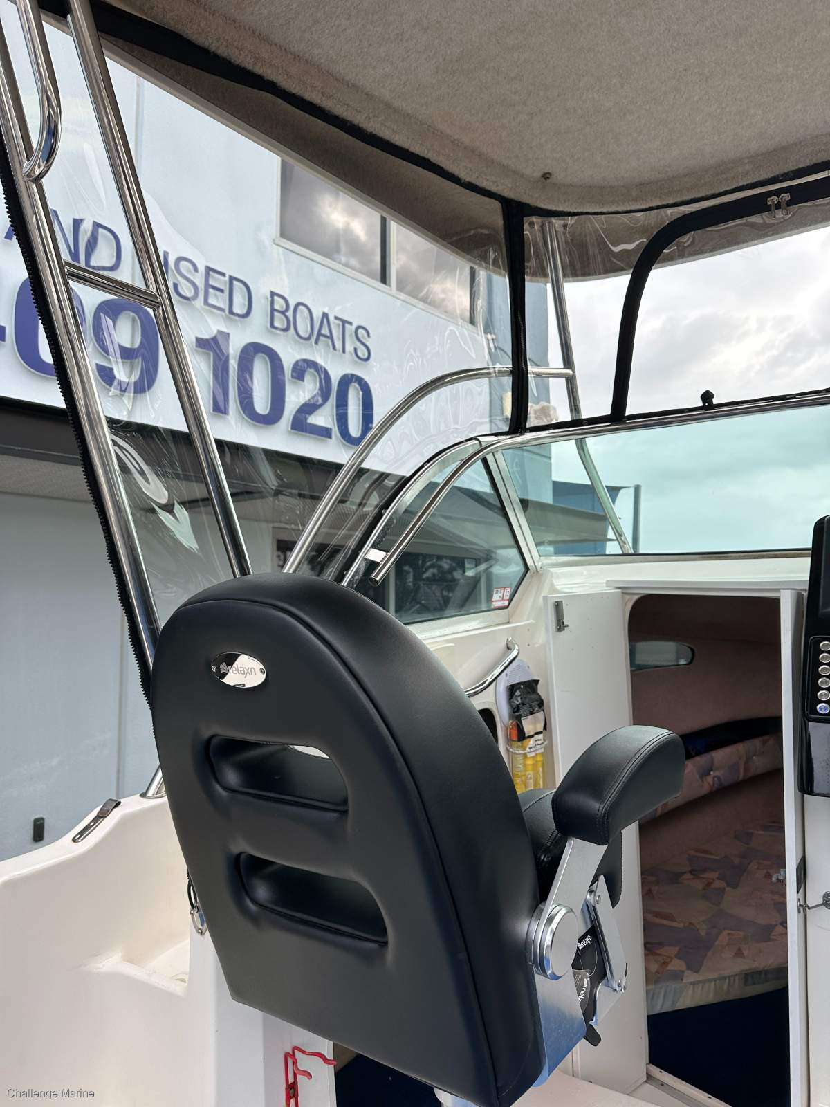 Used Haines Hunter 680 Patriot Stunning Low Hour Package for Sale ...