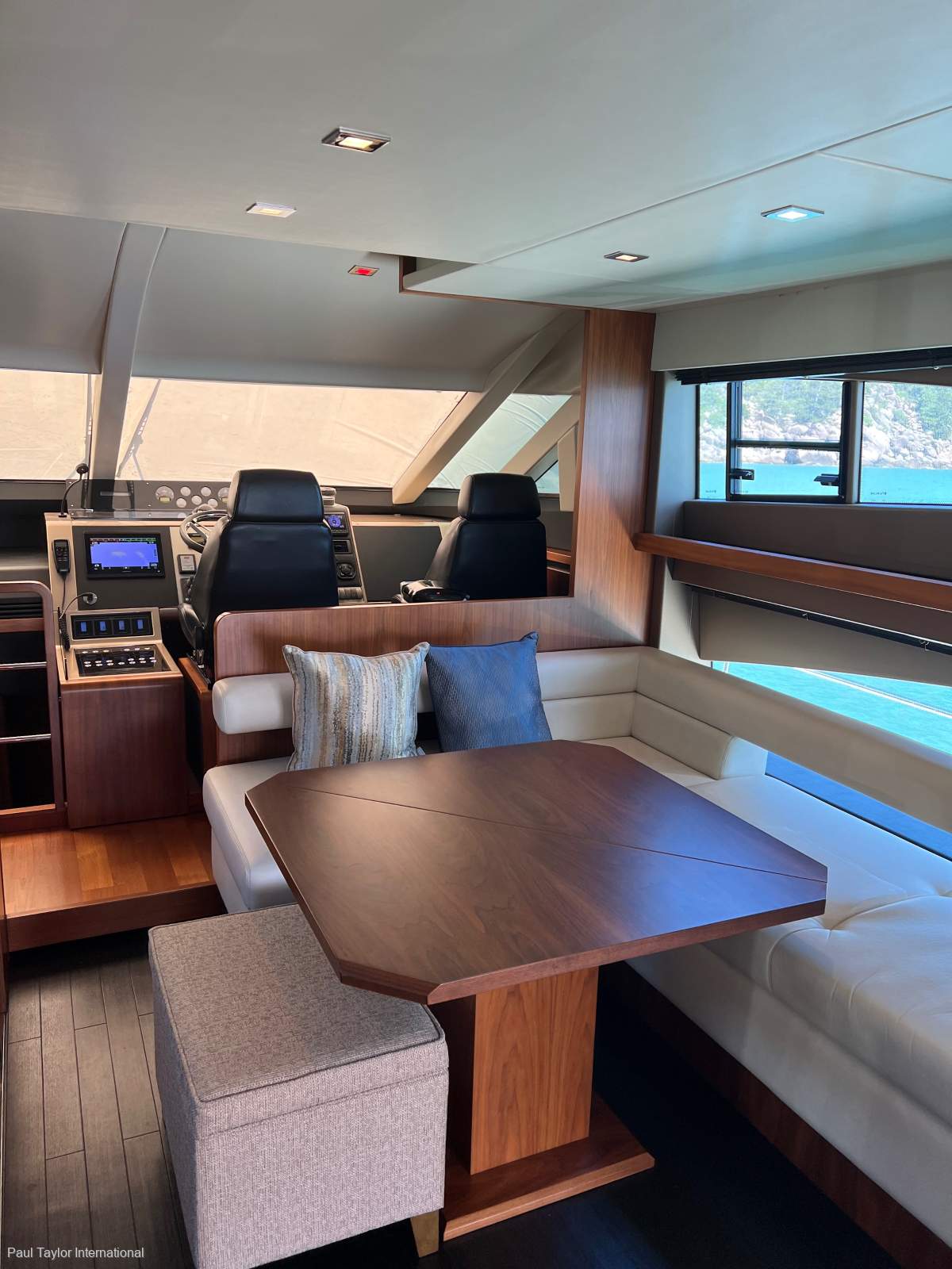 Fairline Squadron 60 Motivated vendor- Well presented Boat! For Sale ...