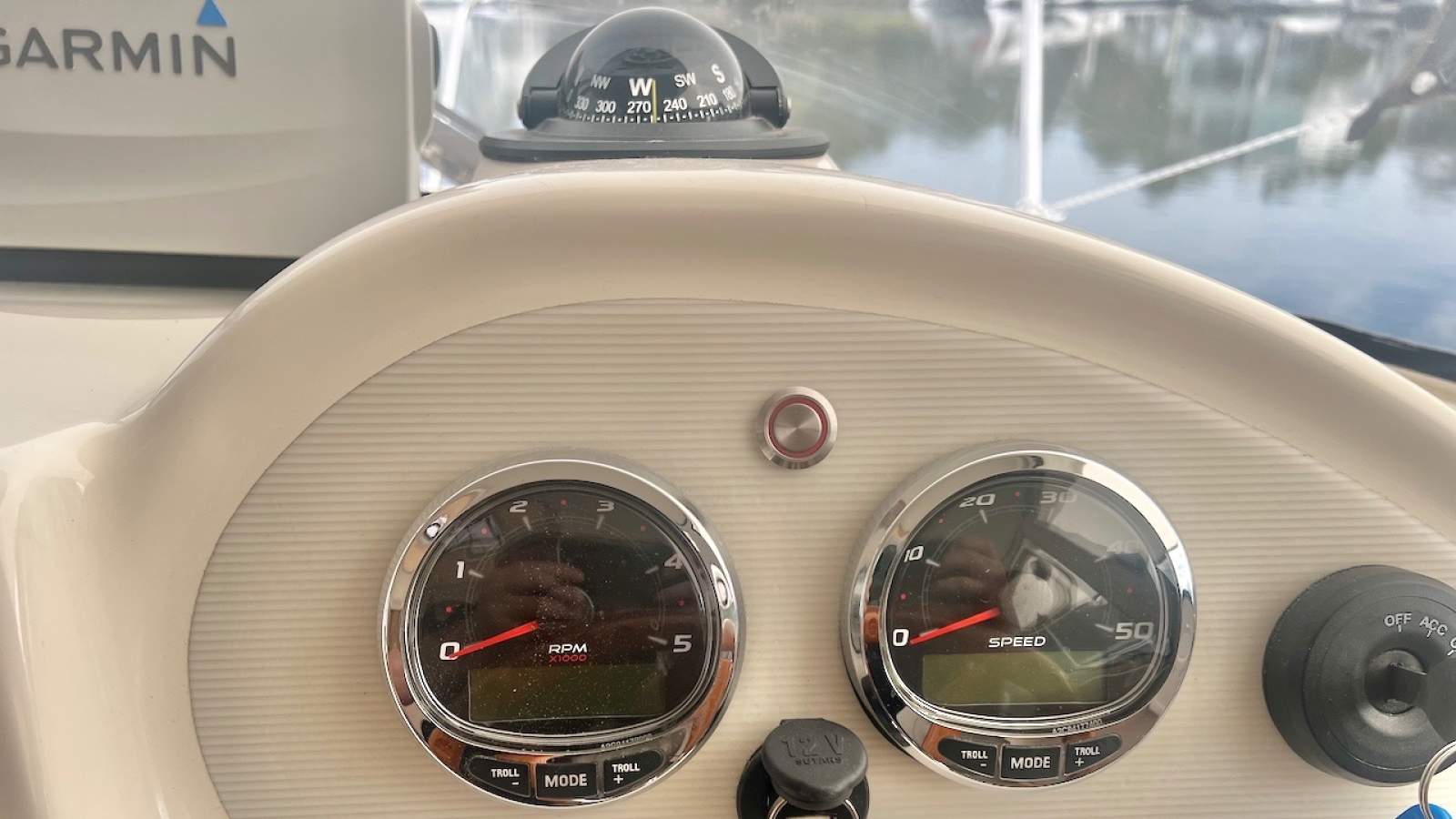 Used Arvor 700 Weekender for Sale | Boats For Sale | Yachthub