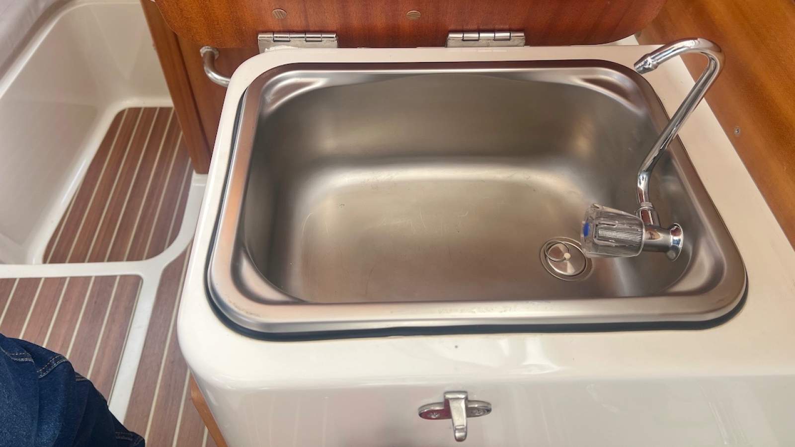 Used Arvor 700 Weekender for Sale | Boats For Sale | Yachthub