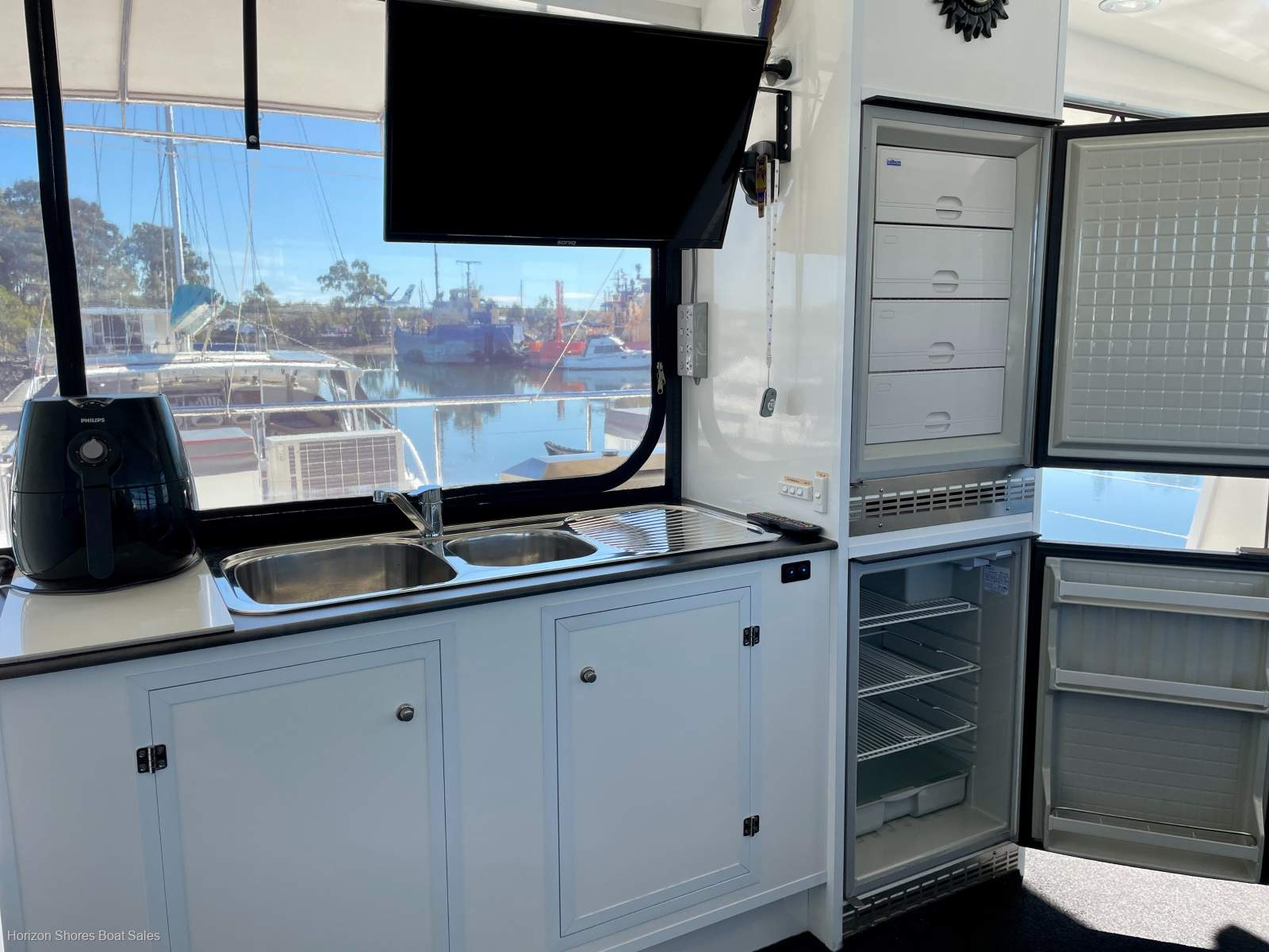 Used Sunstar Twin Deck Catamaran Houseboat for Sale | Boats For Sale ...