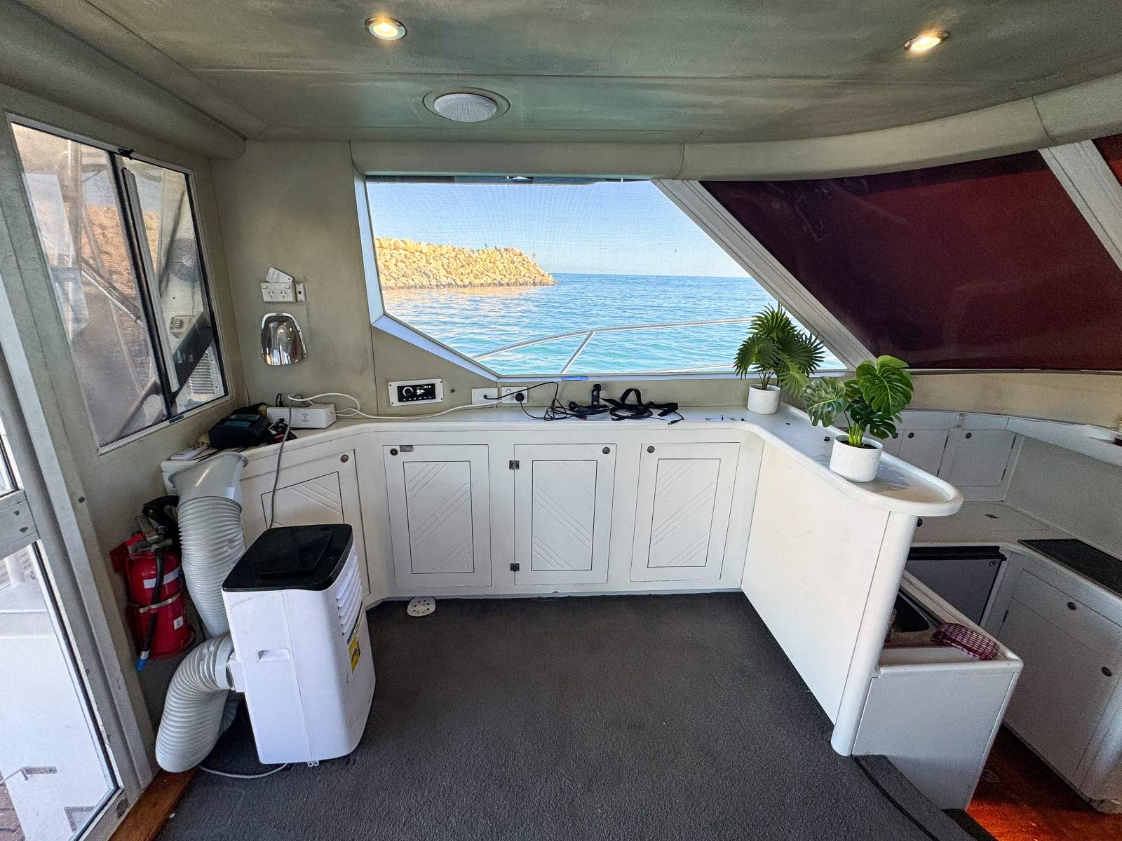 Used Am 38 Flybridge Cruiser for Sale | Boats For Sale | Yachthub