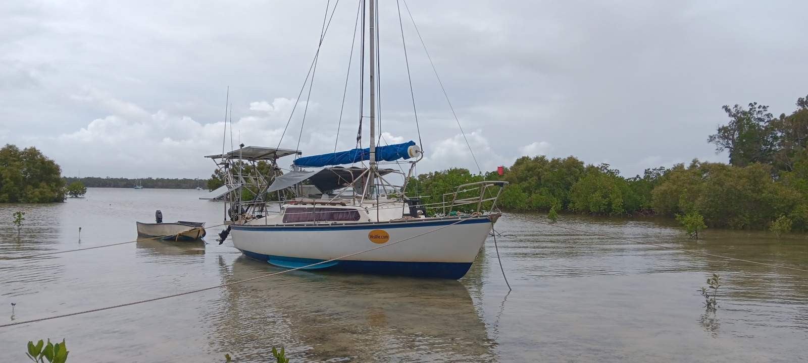 Used Southern Cross 23 Live Aboard Pocket Cruiser for Sale | Yachts For ...