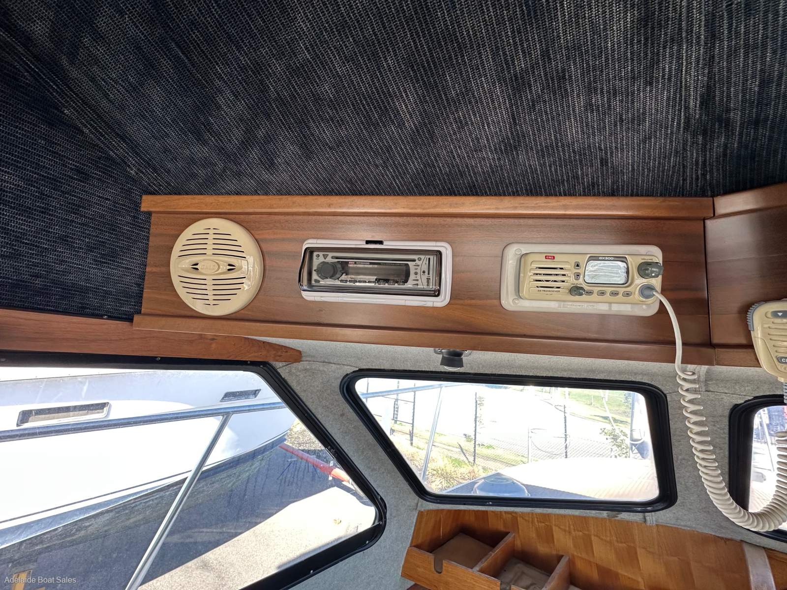 Used Randell 32 Flybridge Cruiser for Sale | Boats For Sale | Yachthub