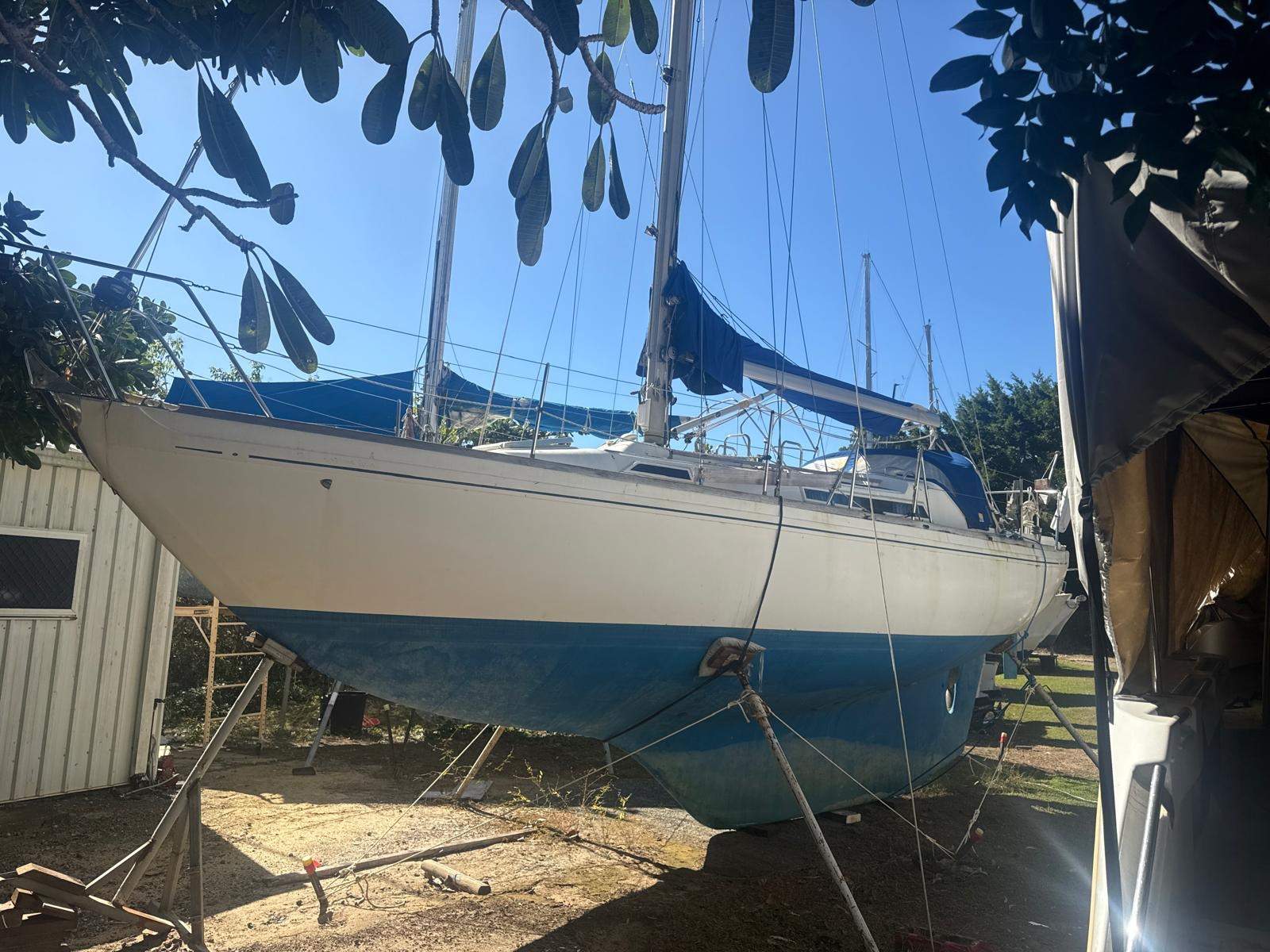 Used Nicholson 31 Long Keel Grp Masthead Sloop for Sale | Yachts For ...