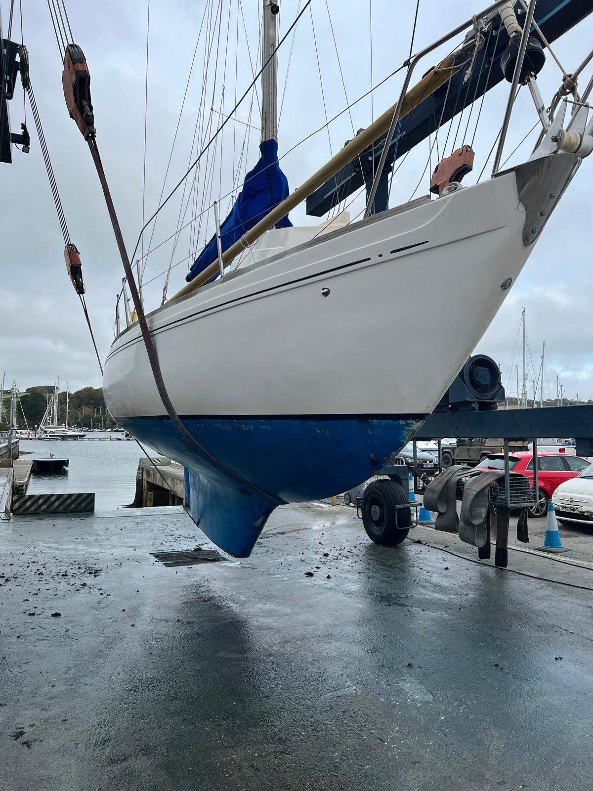 Used Nicholson 31 Long Keel Grp Masthead Sloop for Sale | Yachts For ...