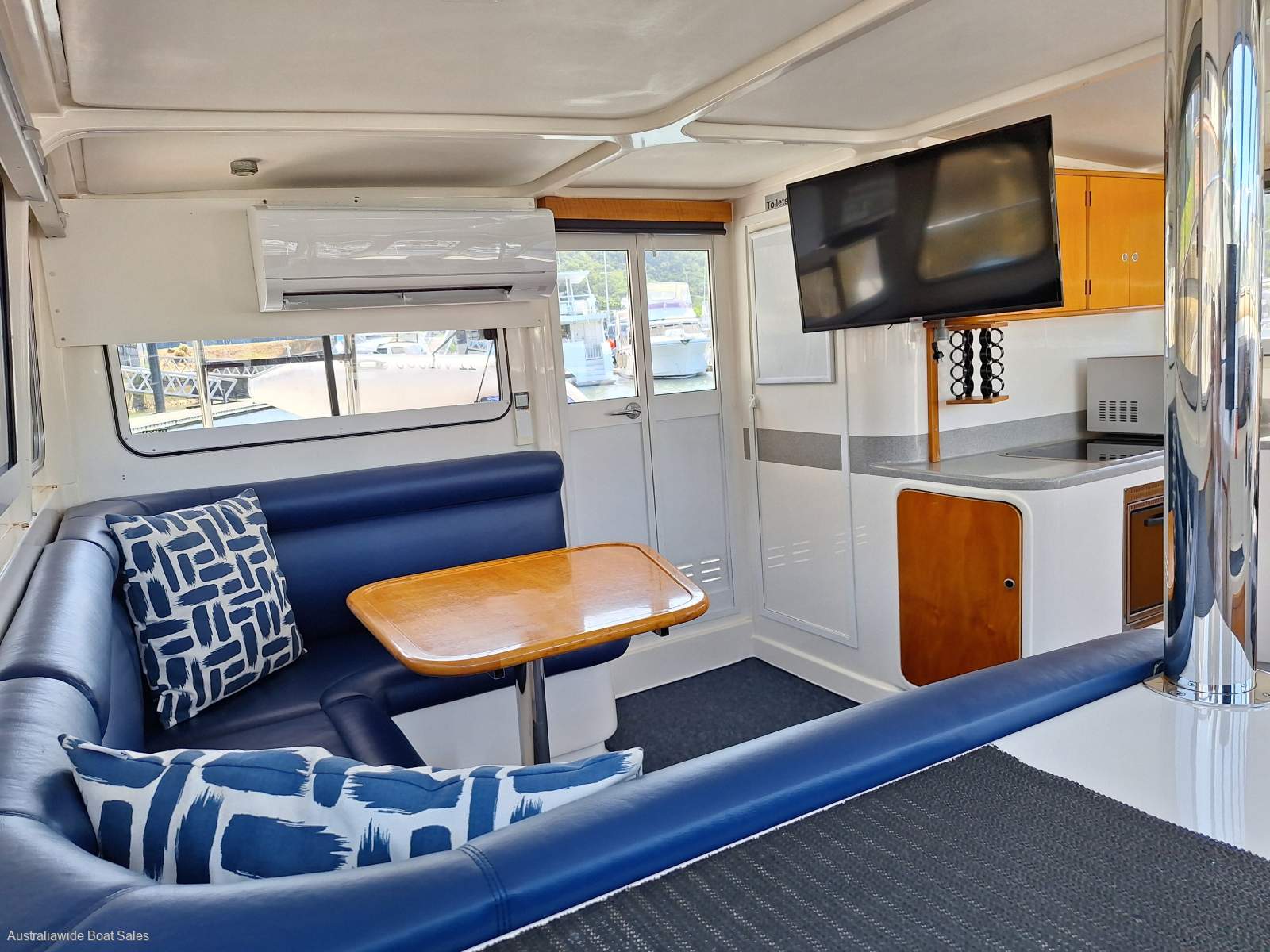 Used Scimitar 1010 Power Catamaran In 2c And 2d Survey. for Sale ...