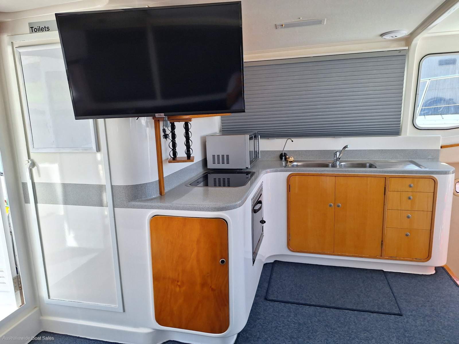 Used Scimitar 1010 Power Catamaran In 2c And 2d Survey. for Sale ...