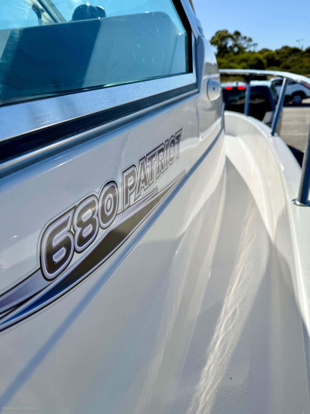 Haines Hunter 680 Patriot For Sale | Oceanique Marine