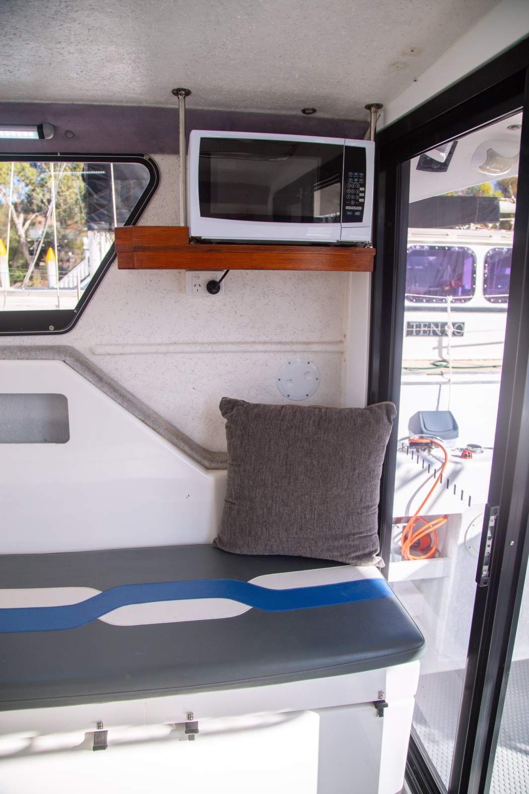 Used Noosa Cat 3100 Sportsfisherman Huge Upgrades, Incredible Condition ...