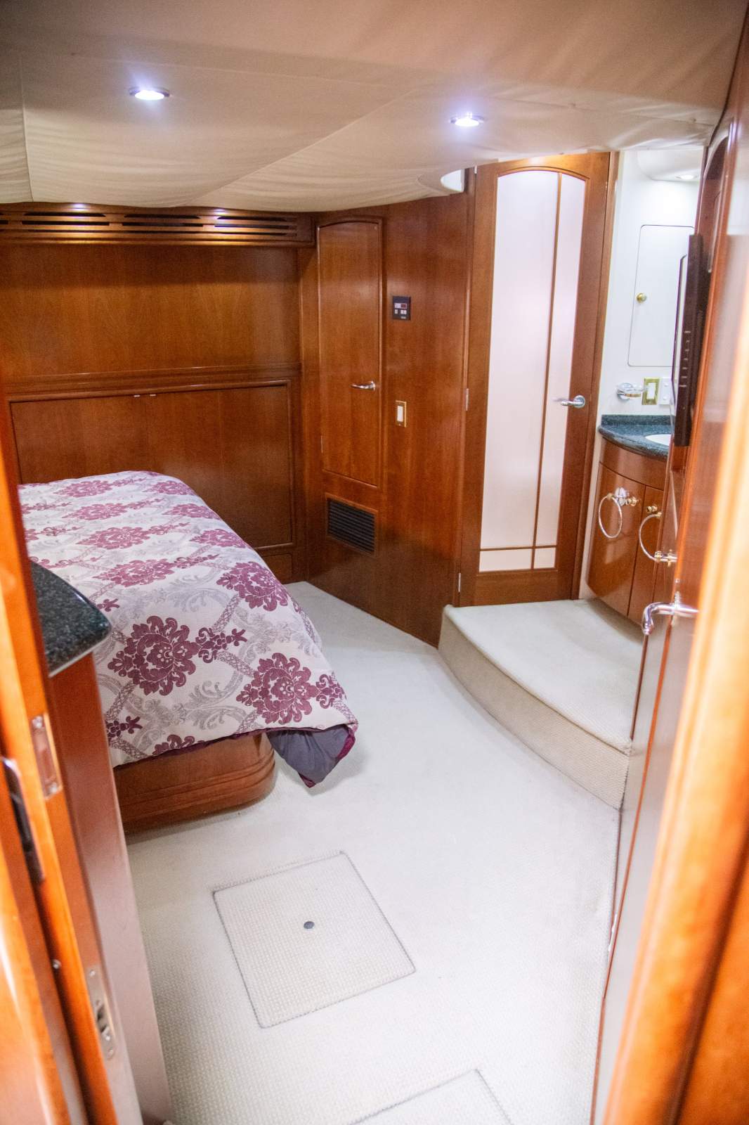 Used Carver 530 Voyager Great Condition, Huge Upgrades, Enormous Volume ...