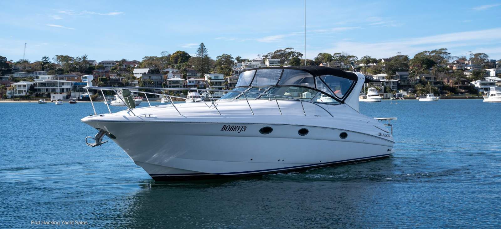 Used Larson Cabrio 370 Diesel Powered Shaft Driven for Sale | Boats For ...