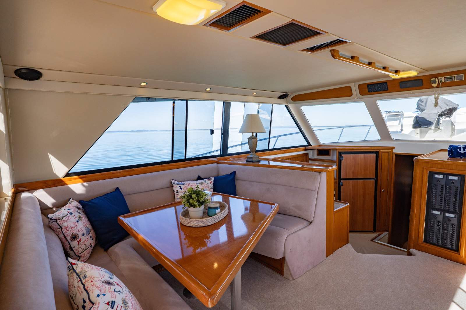 Used Riviera 43 Flybridge - The Finest Example Of A Classic Riviera ...