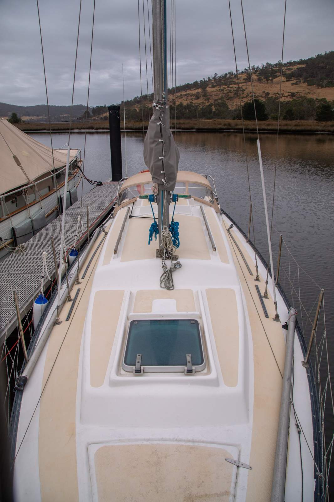 Used Sailmaster 845 Excellent Condition, Capable And Well Equipped! for ...