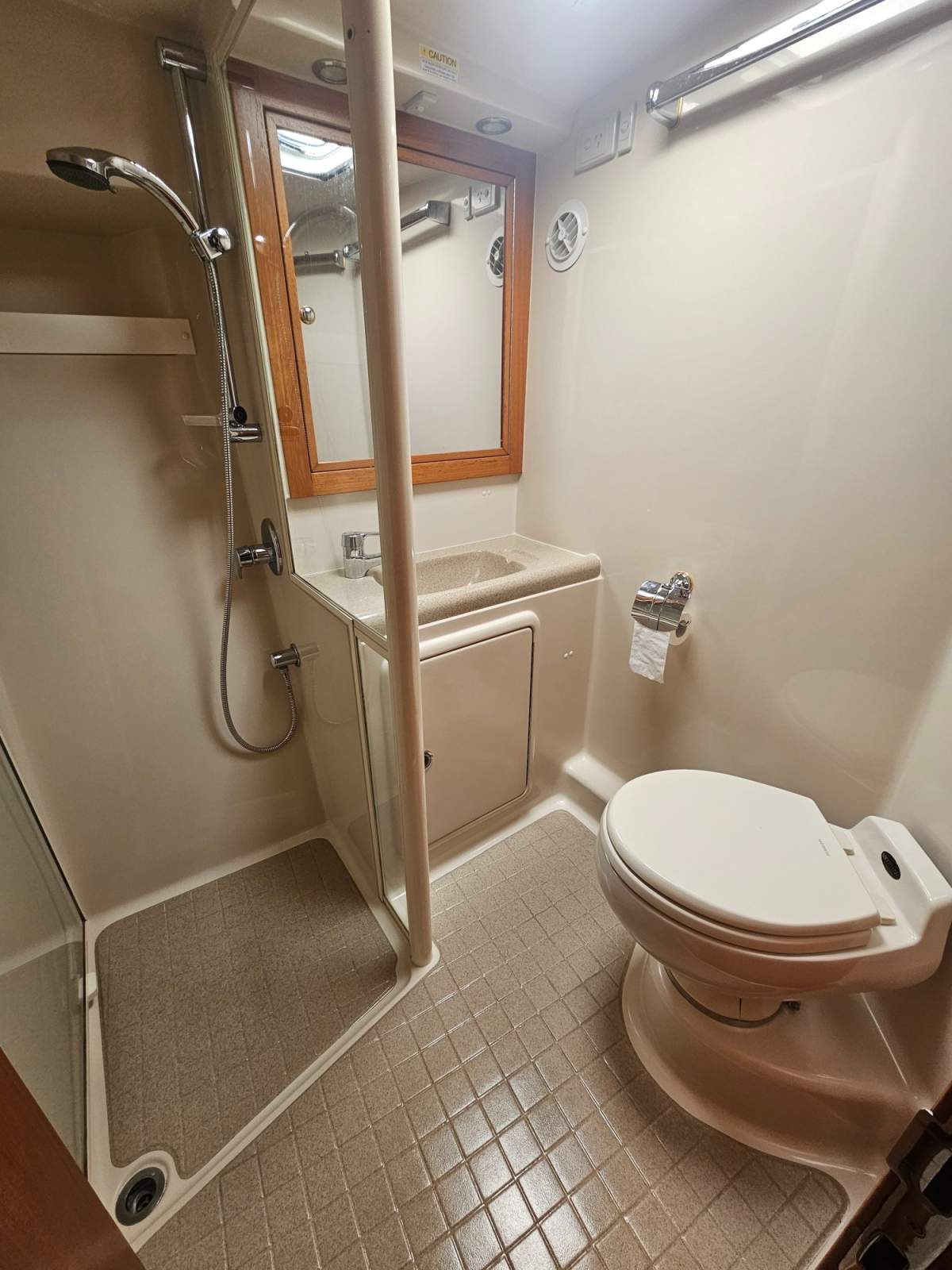 Used Riviera 48 Platinum Enclosed Flybridge for Sale | Boats For Sale ...