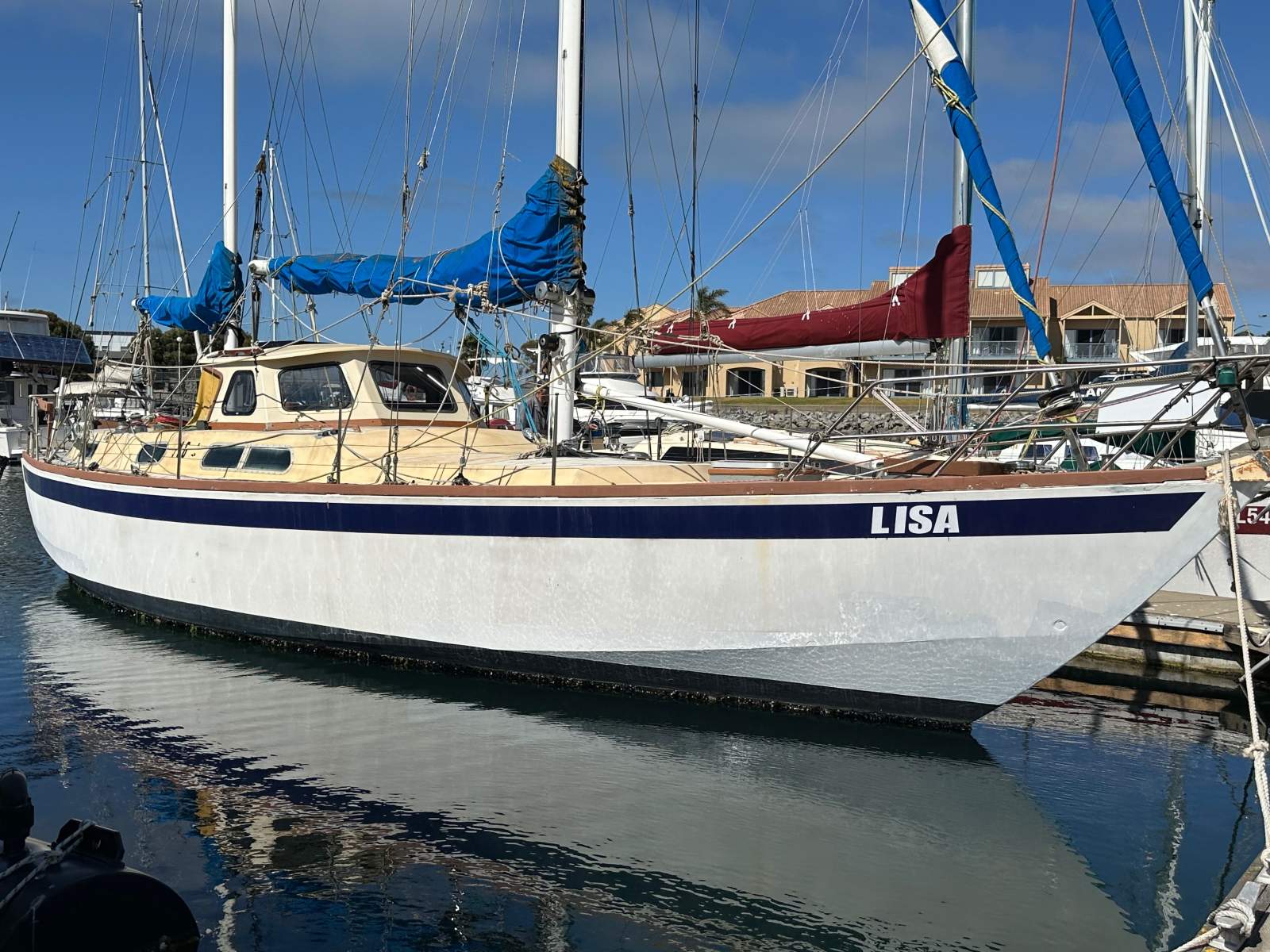 Used Bruce Roberts 44 Ketch for Sale | Yachts For Sale | Yachthub