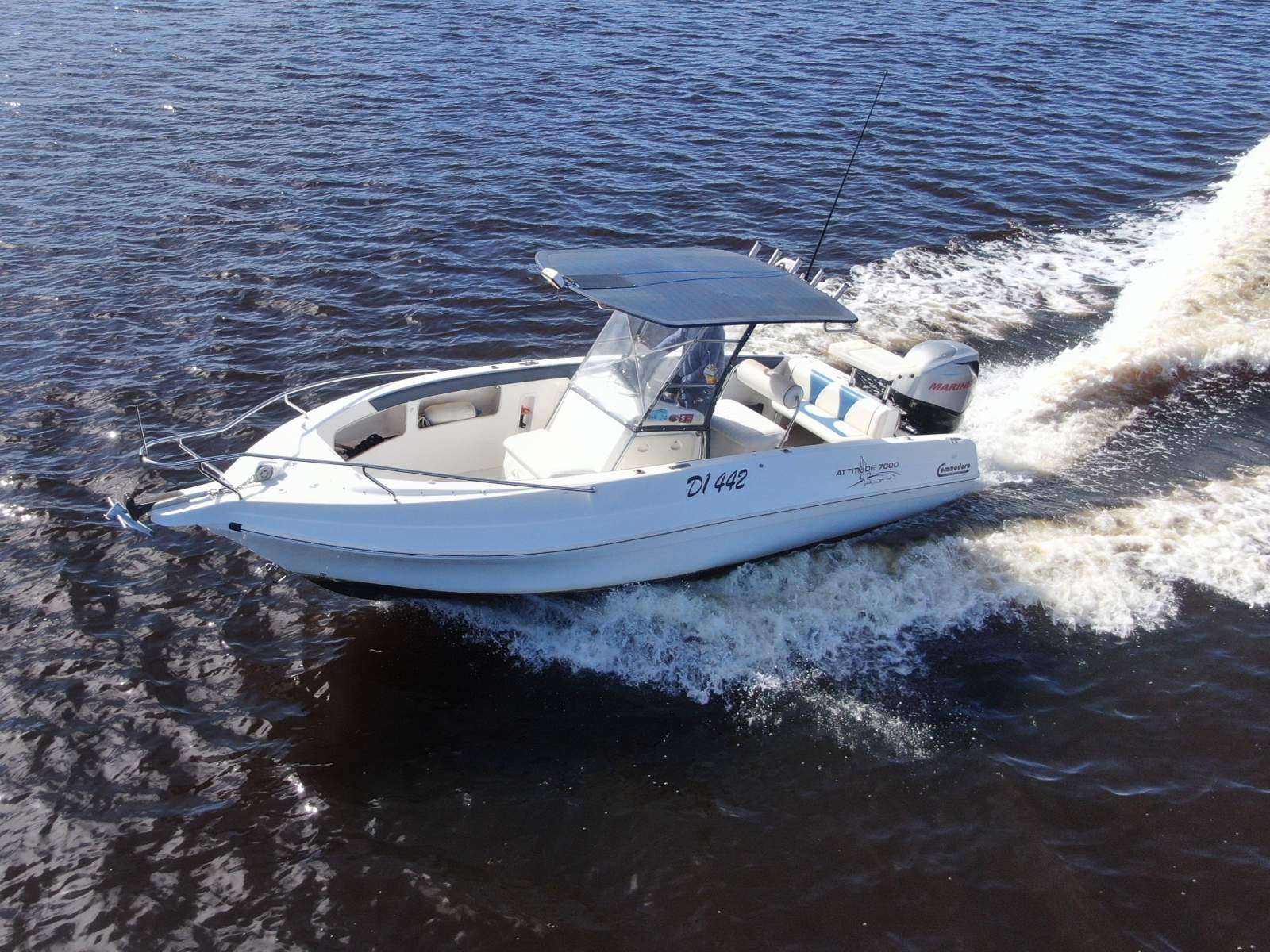 Used Commodore Attitude 7000 Centre Console for Sale | Boats For Sale ...