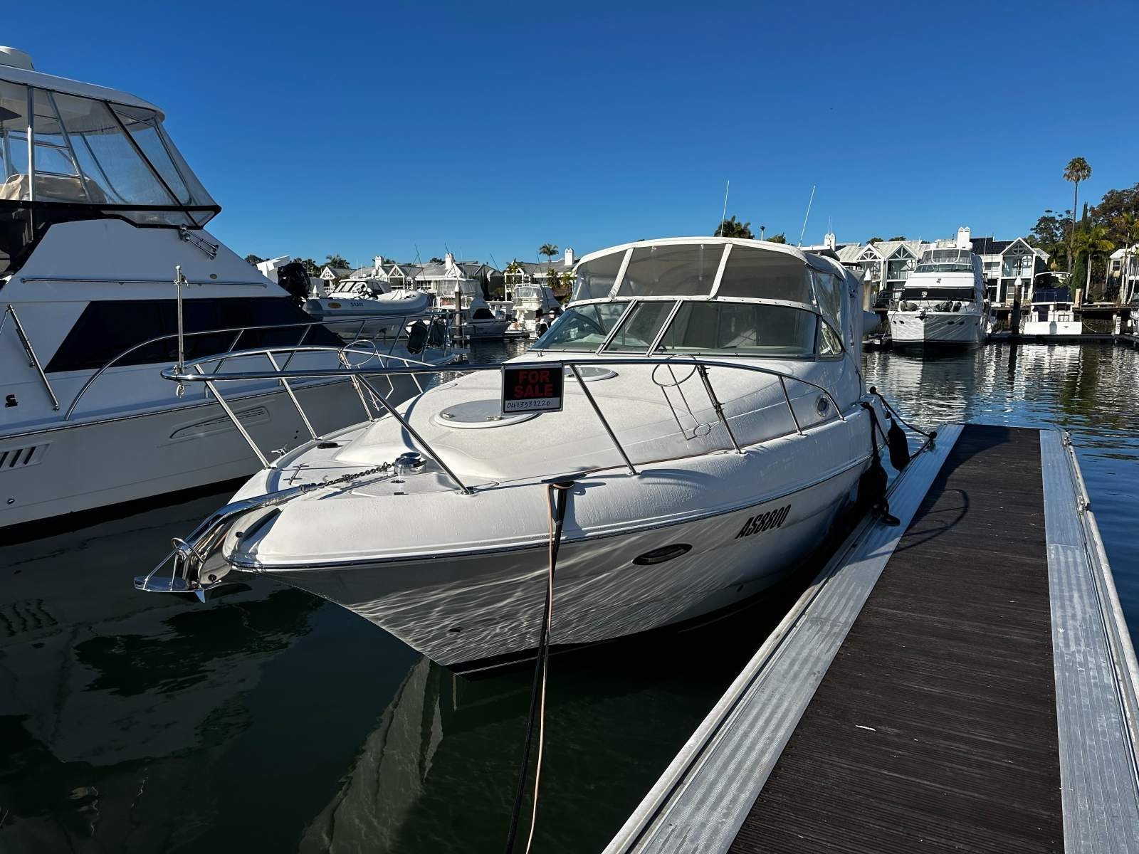 Used Riviera M290 Sports Cruiser for Sale | Boats For Sale | Yachthub