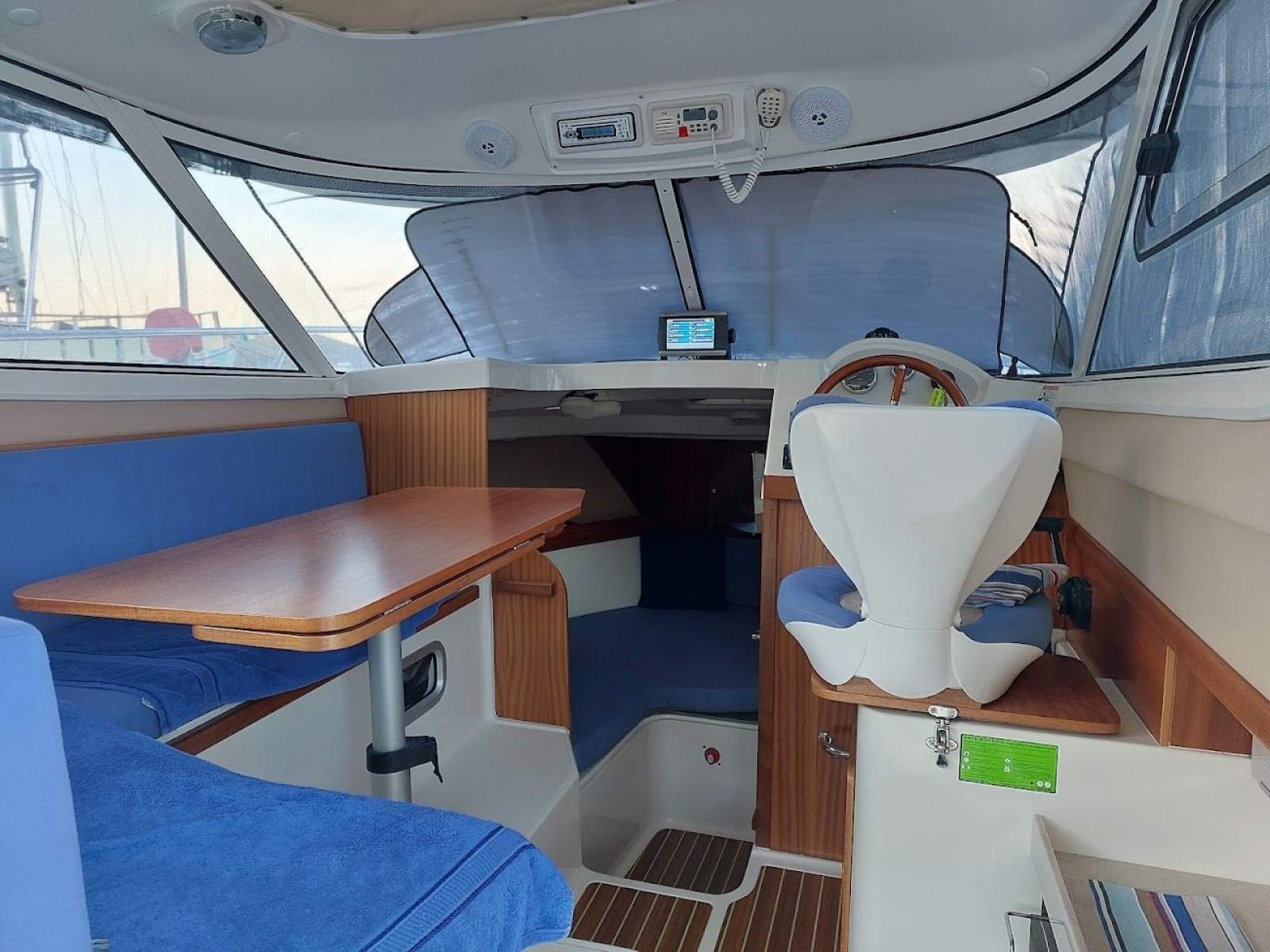 Used Arvor 700 Weekender for Sale | Boats For Sale | Yachthub