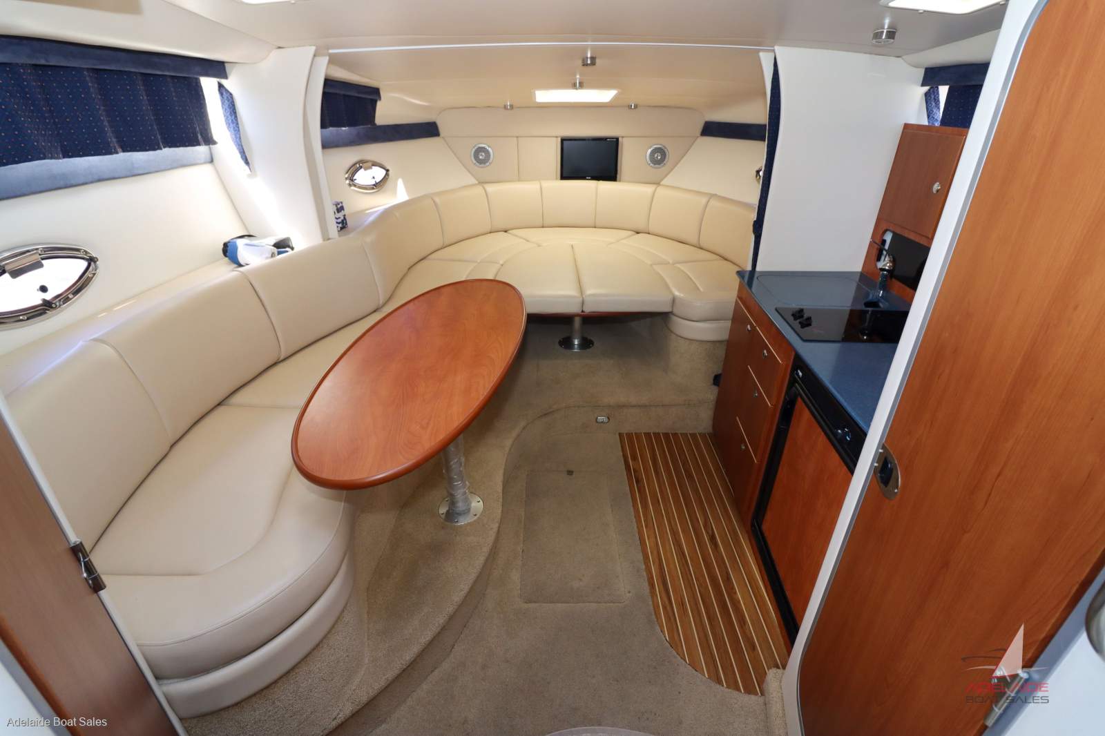 Bayliner 340 Sports Cruiser For Sale | Adelaide Boat Sales