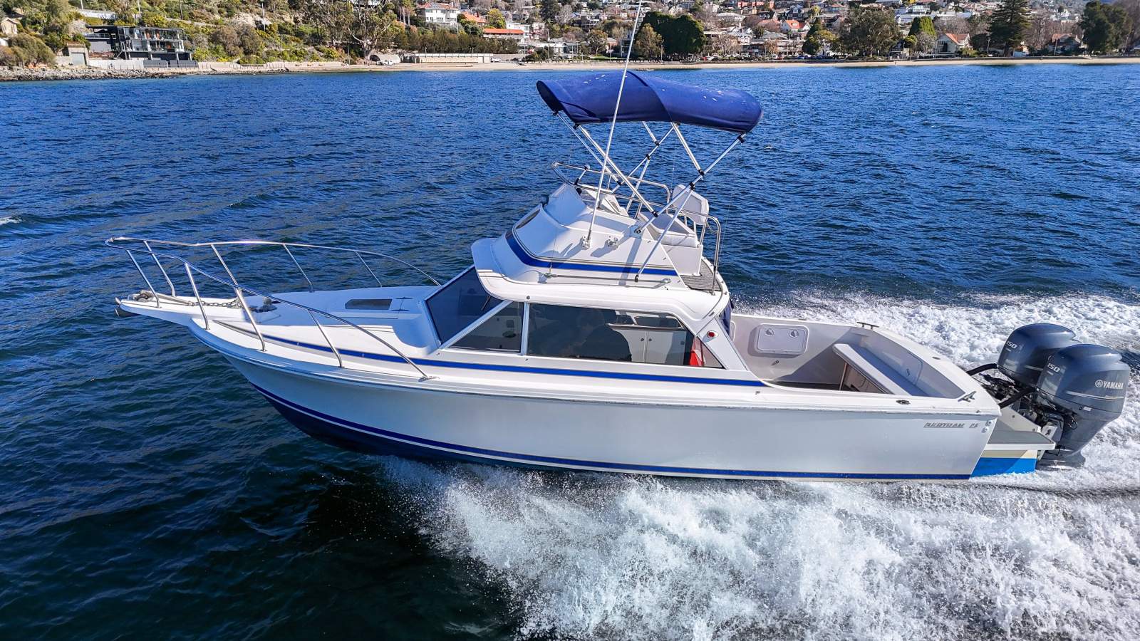 Bertram 25 Flybridge OUTBOARDS, NEW SALOON/GALLEY, GREAT CONDITION ...