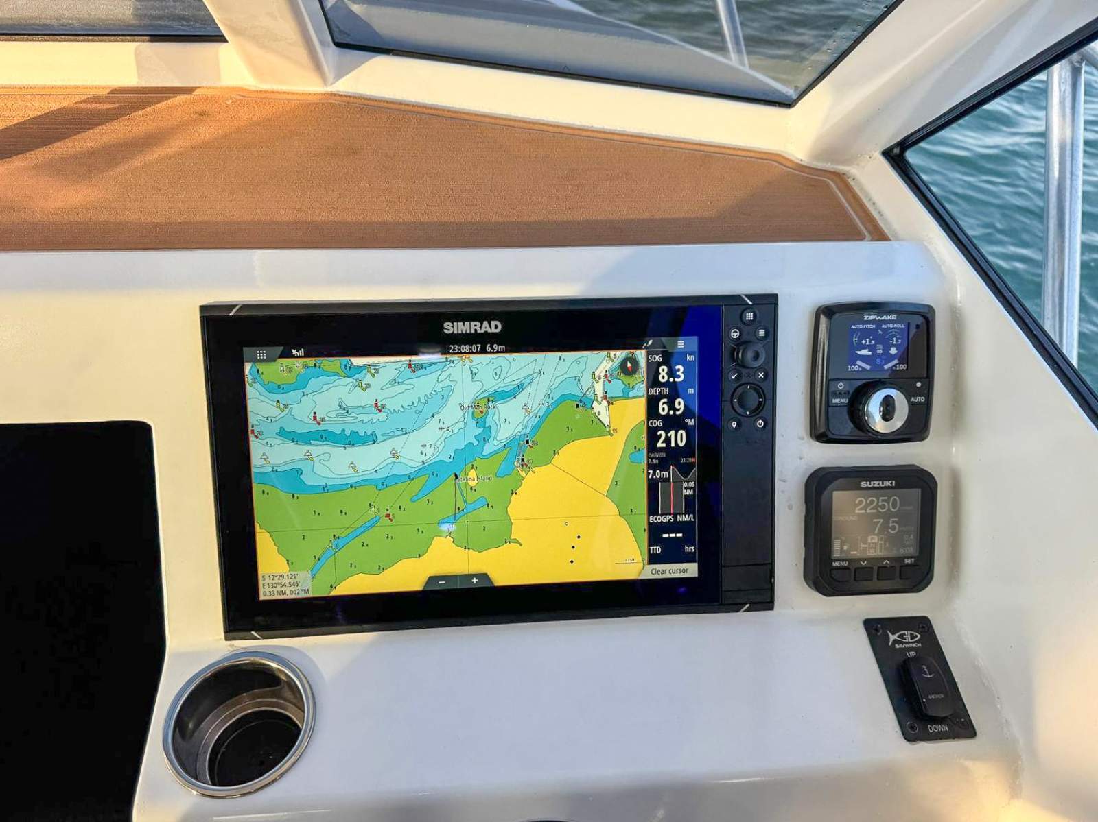 Razerline 8500 Kimberley Special For Sale | Oceaneer Marine