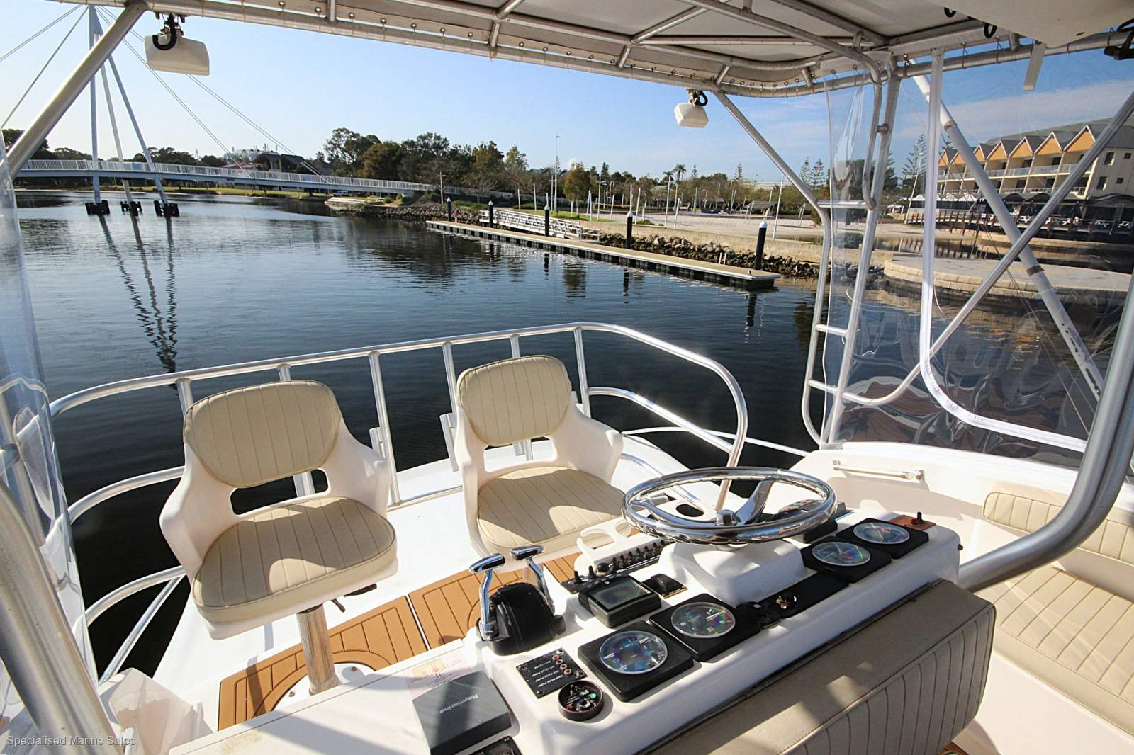 Luhrs 40 Convertible *** FADS WITH THE FAMNILY *** $ 370,000 *** For ...